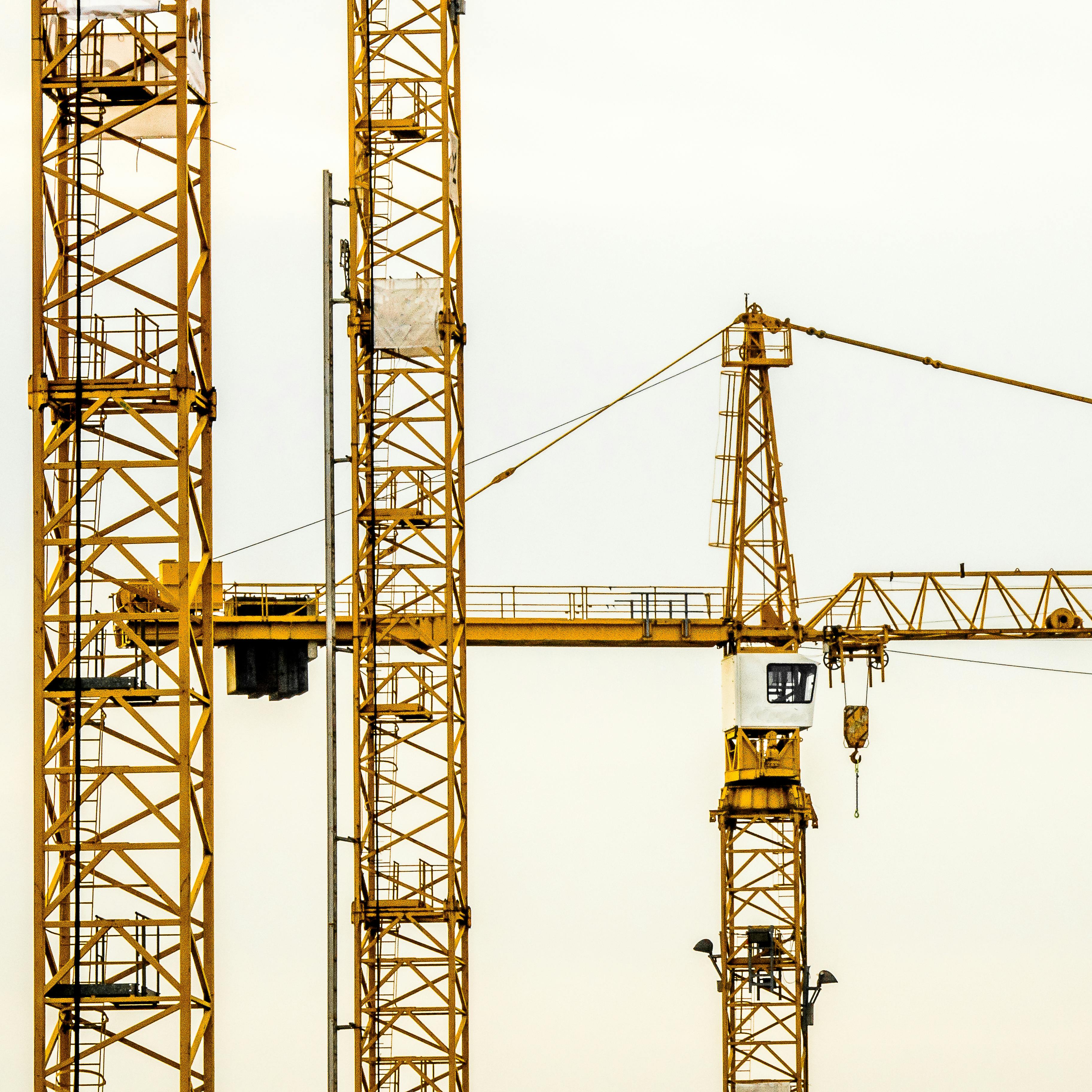 Yellow Tower Photos, Download The BEST Free Yellow Tower Stock Photos ...