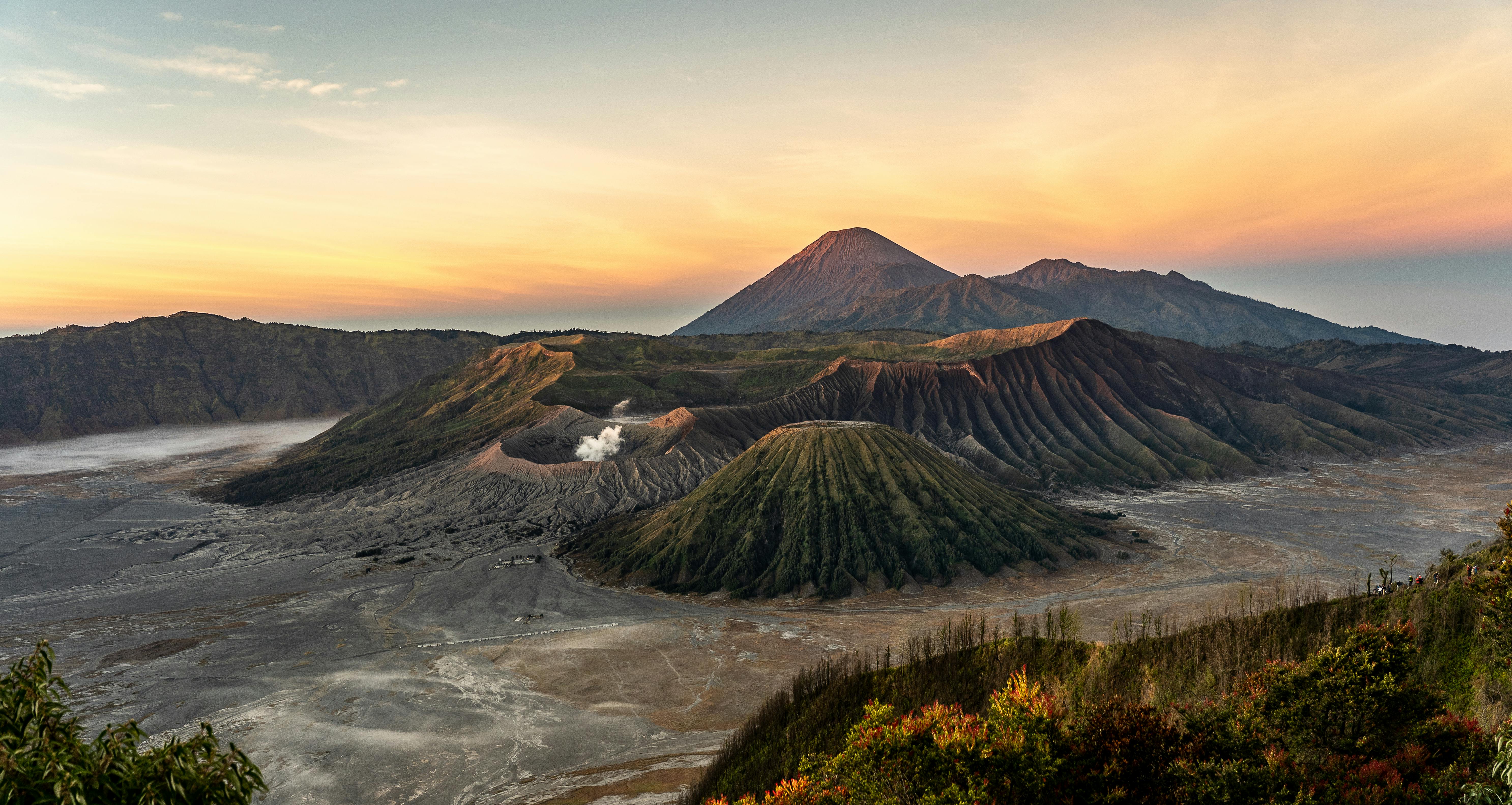 Panorama of Volcanic Mountain Range at Sunset · Free Stock Photo