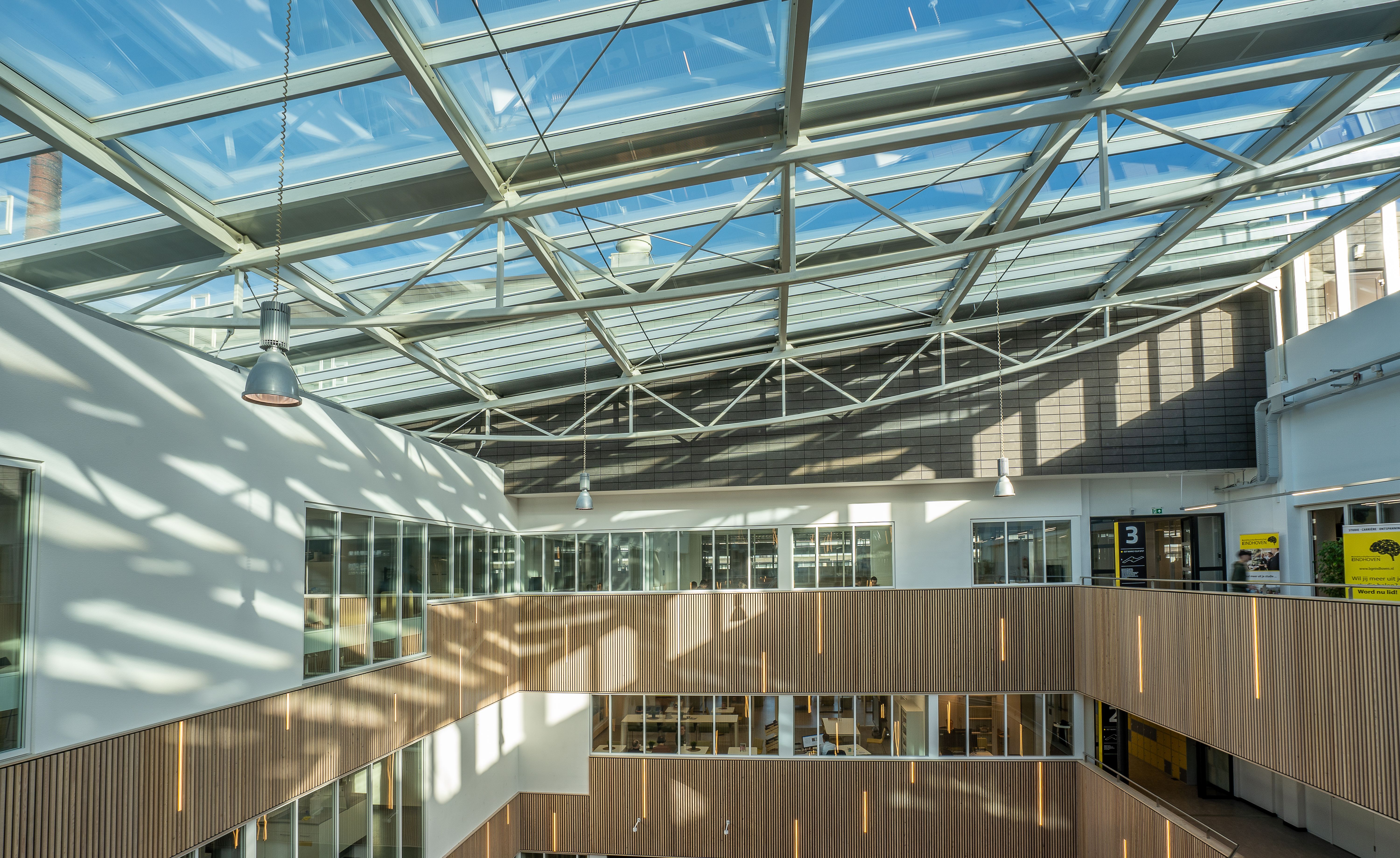 Modern Building with Glass Roof · Free Stock Photo