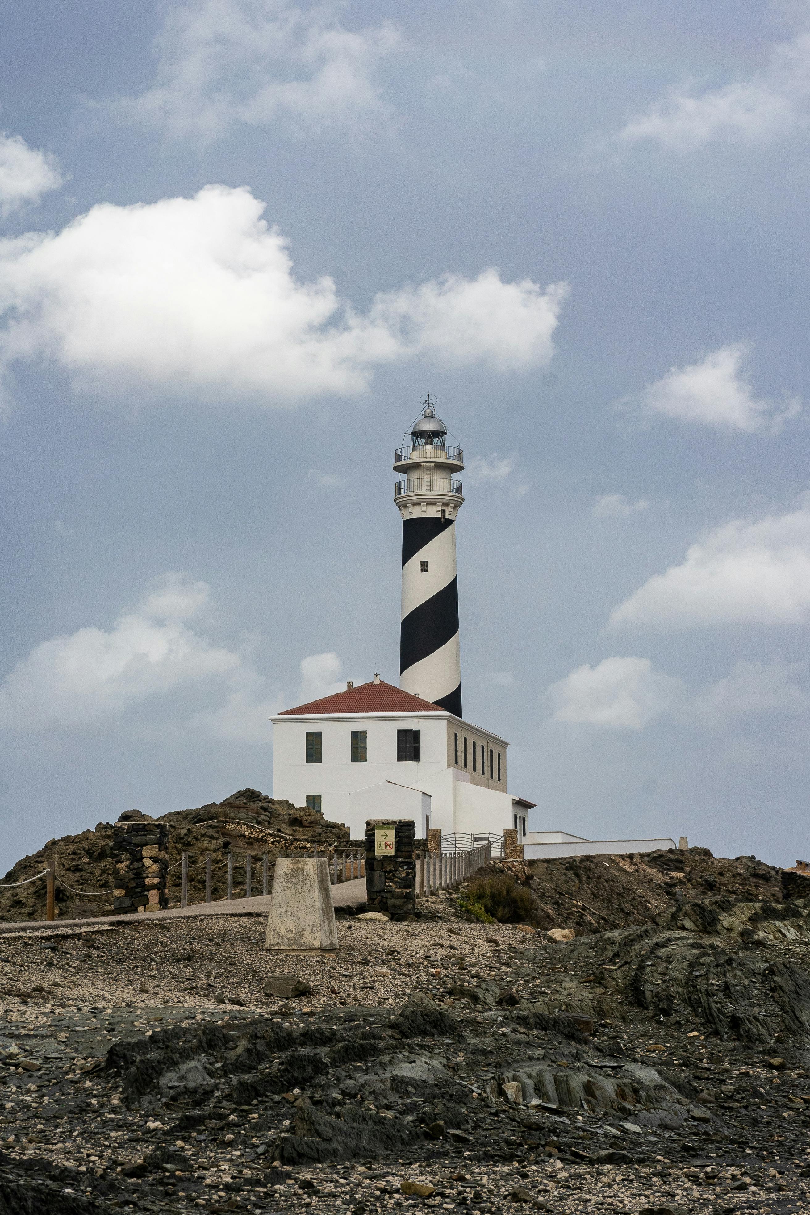 2,000+ Best Lighthouse Photos · 100% Free Download · Pexels Stock Photos