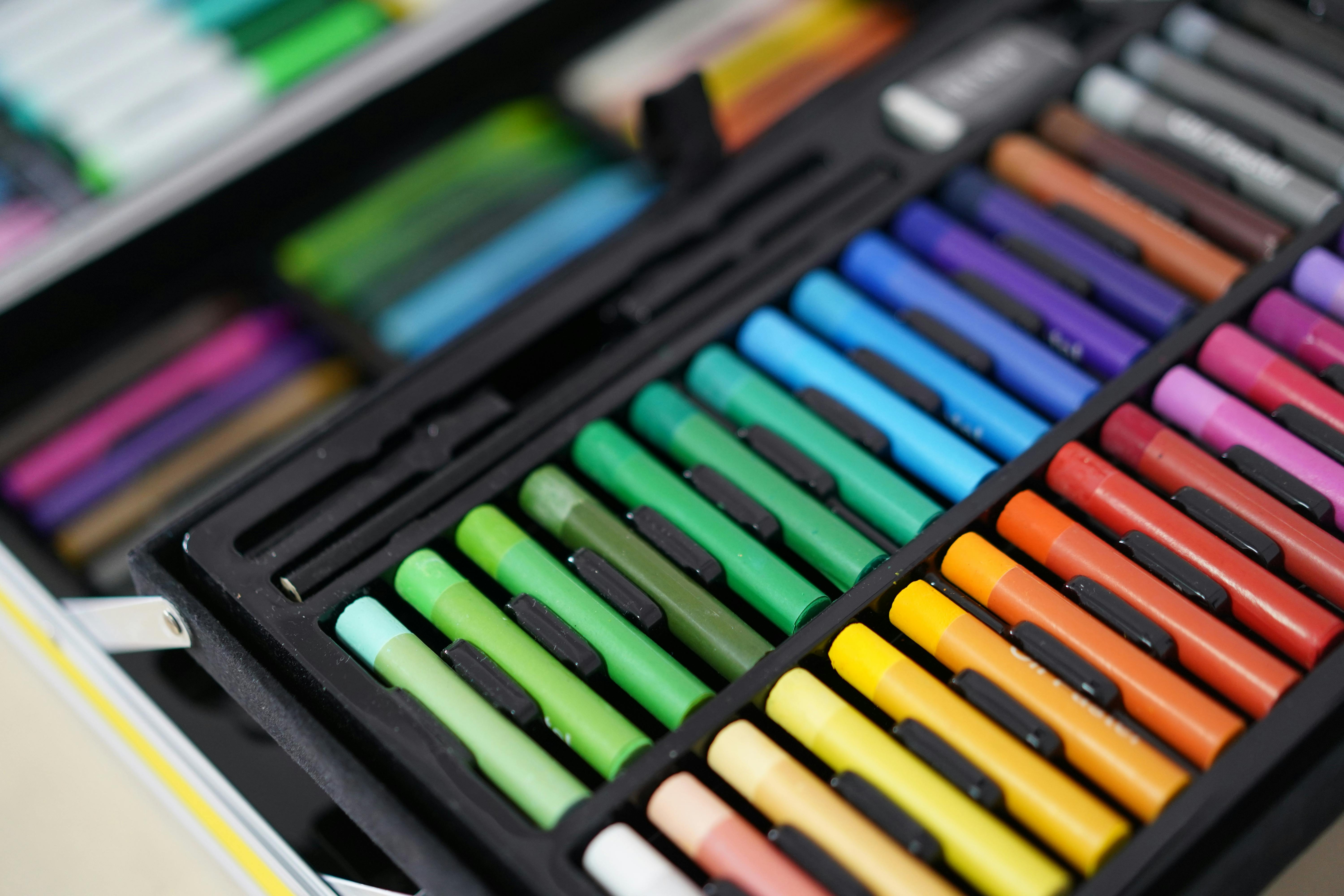 Set Of Pastels Photos, Download The BEST Free Set Of Pastels Stock ...