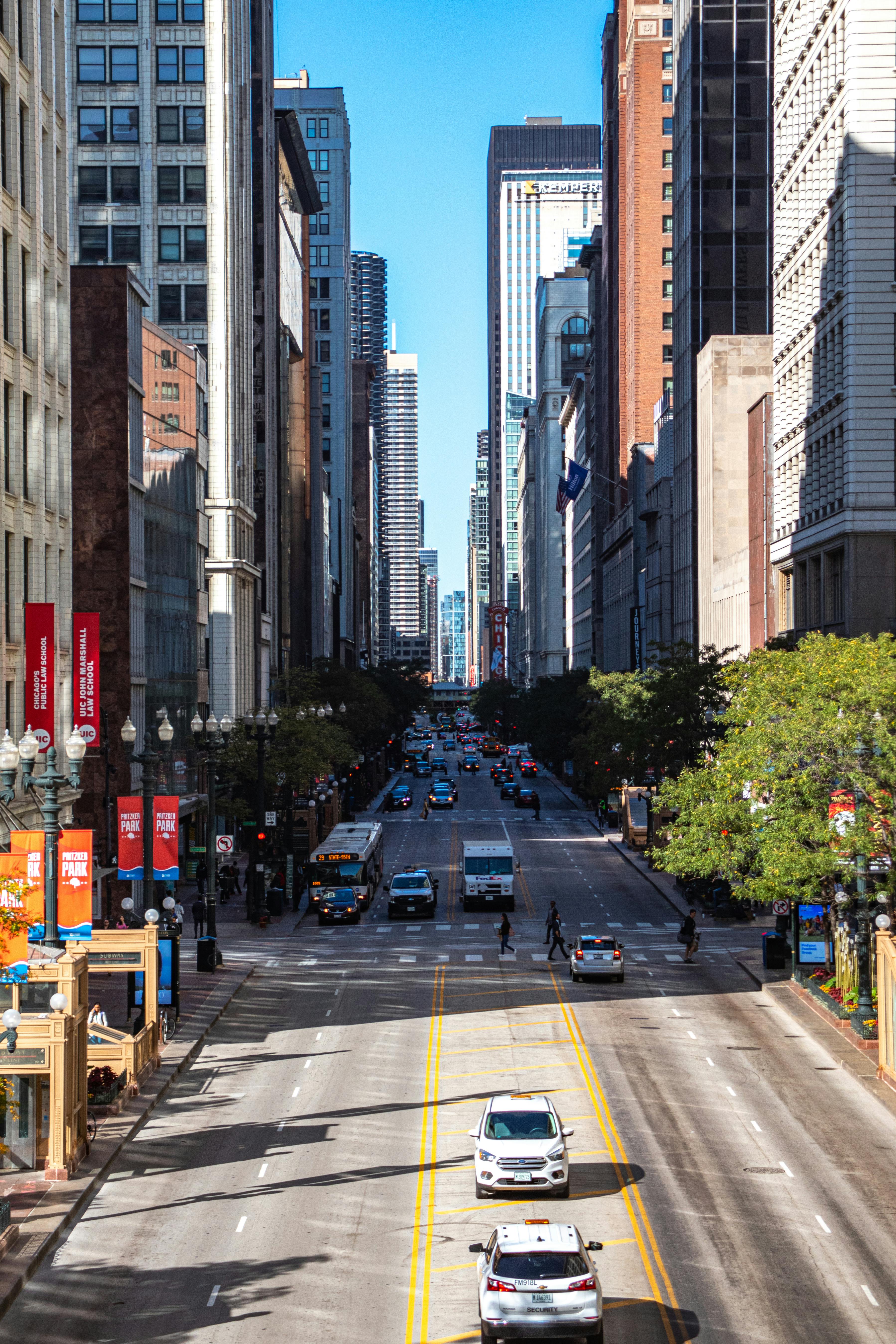 A Busy Road in the City · Free Stock Photo