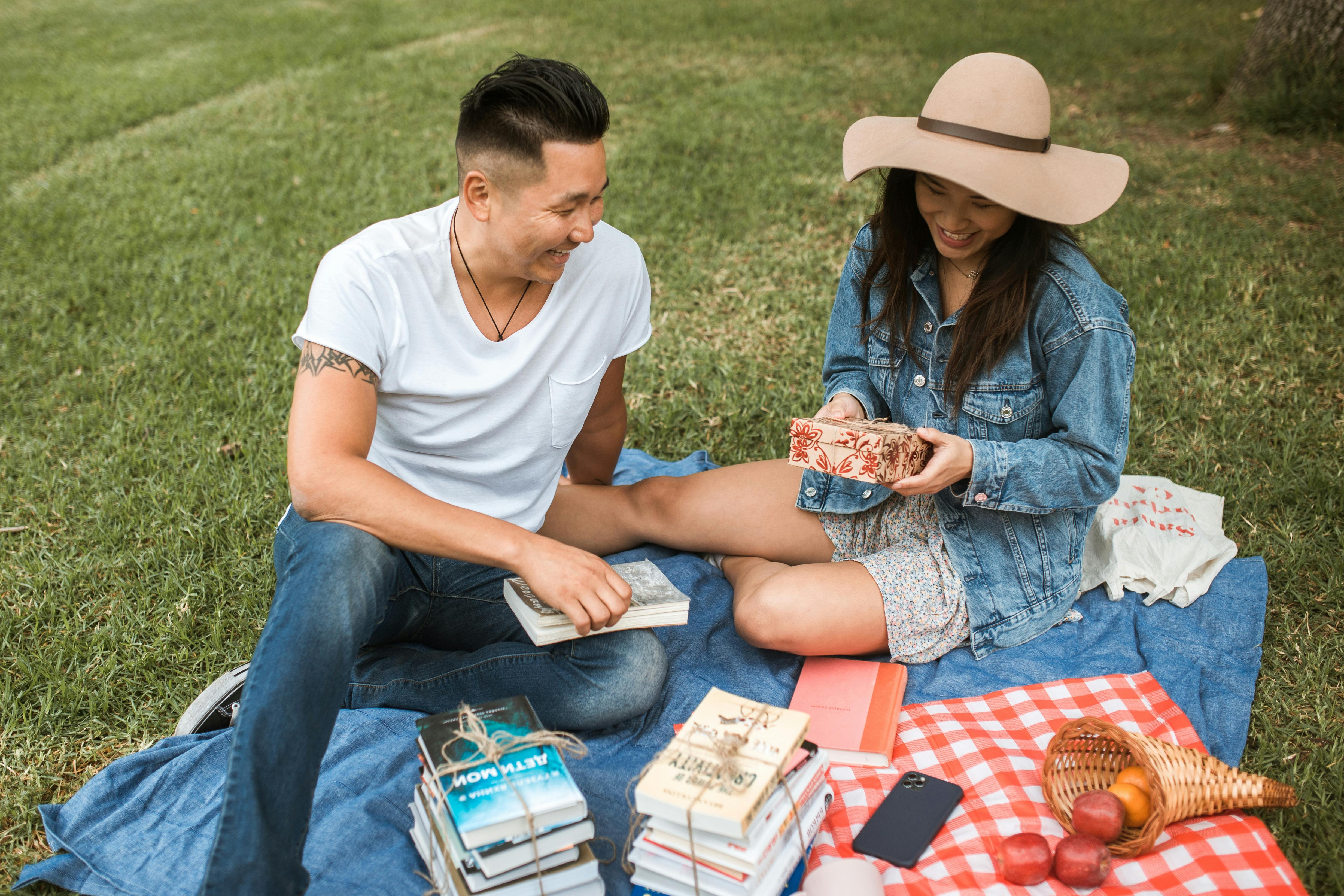 Ielts Books Photos, Download The BEST Free Ielts Books Stock Photos ...