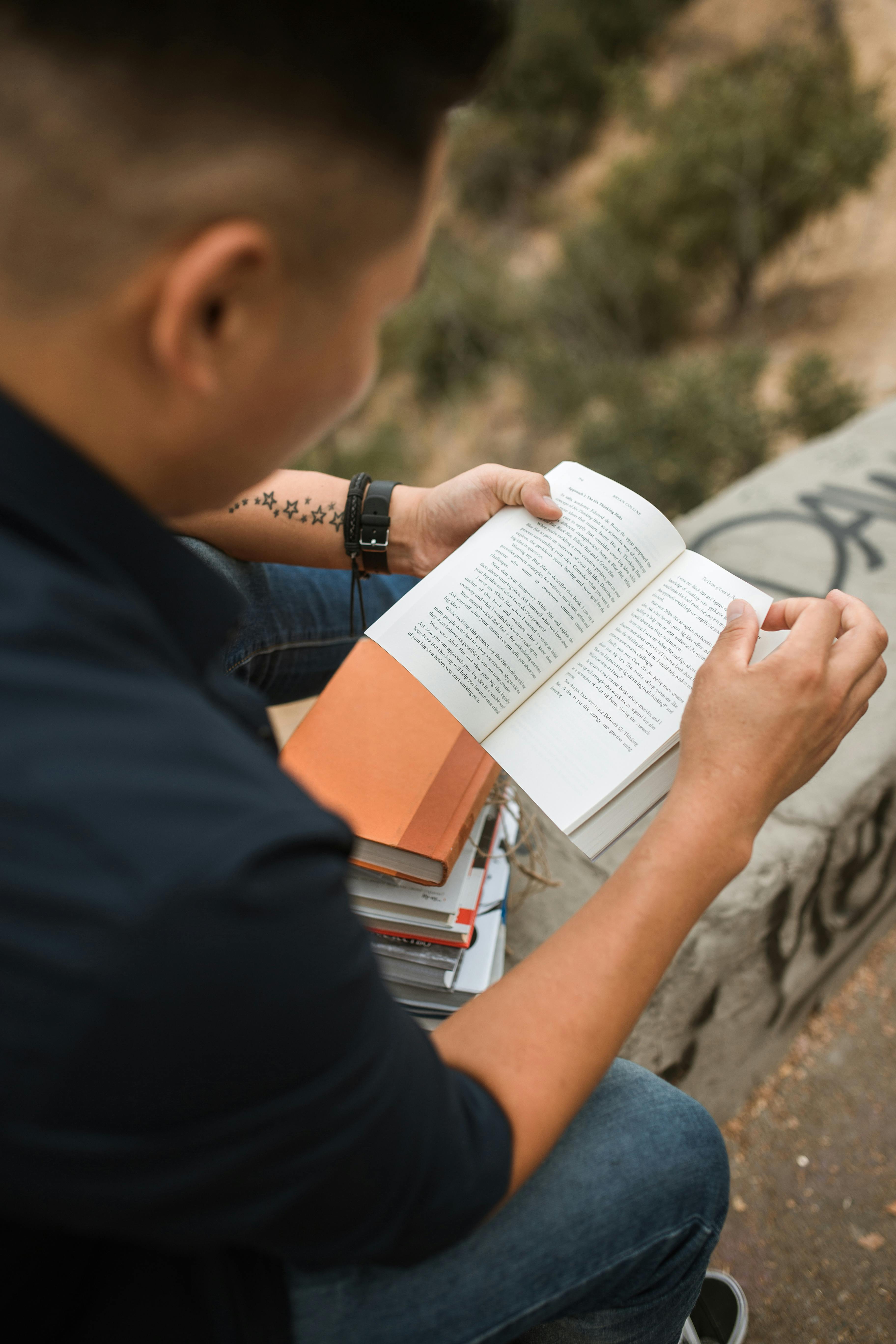 Skimming Pages Photos, Download The BEST Free Skimming Pages Stock ...