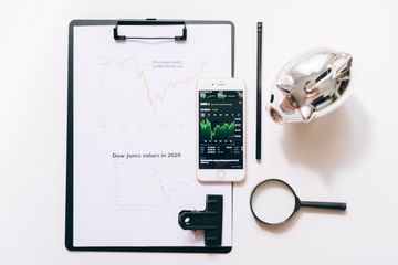 Understanding the Essential Parts of a Checkbook
