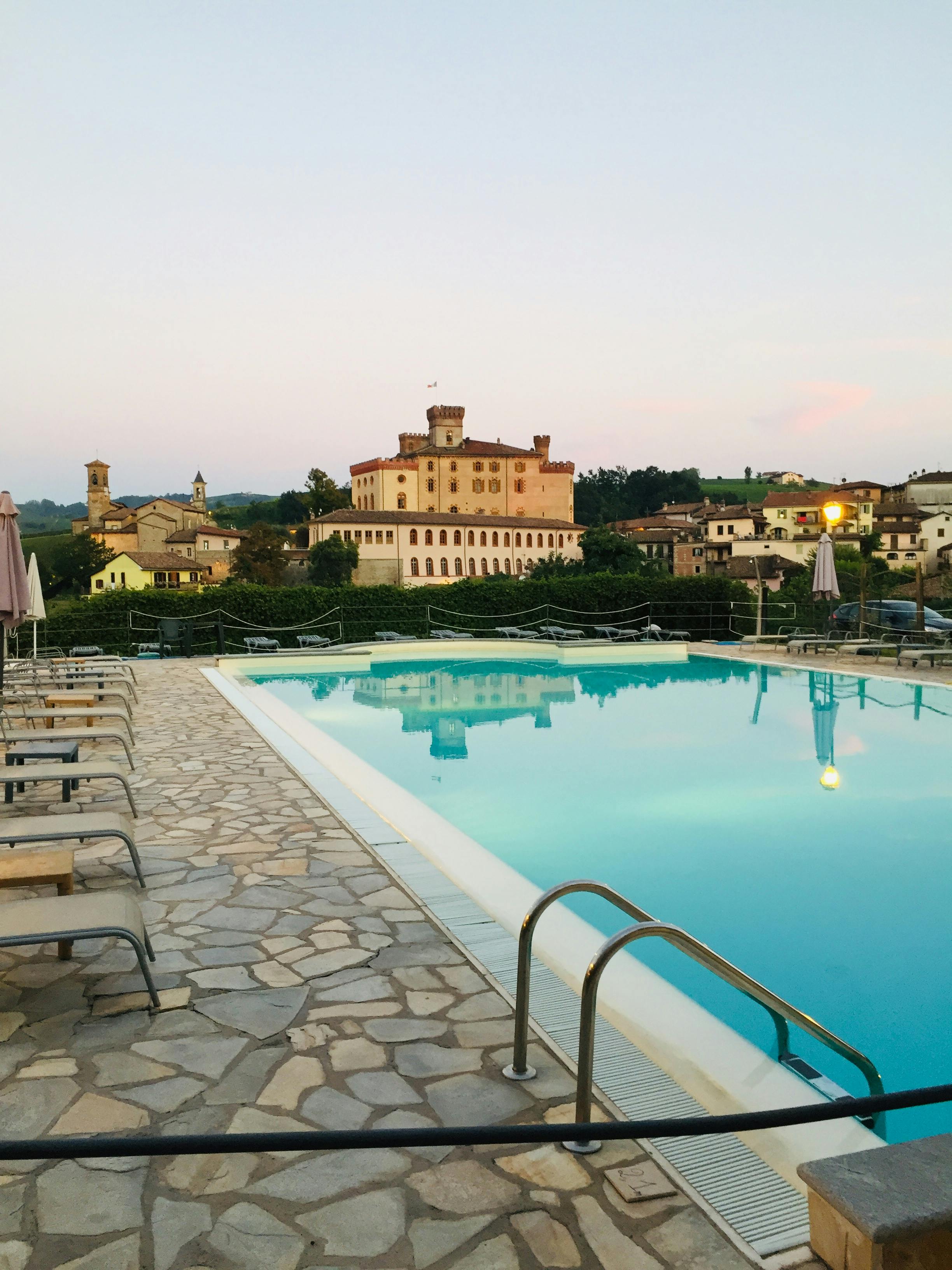 Luxurious Swimming Pool on a resort · Free Stock Photo
