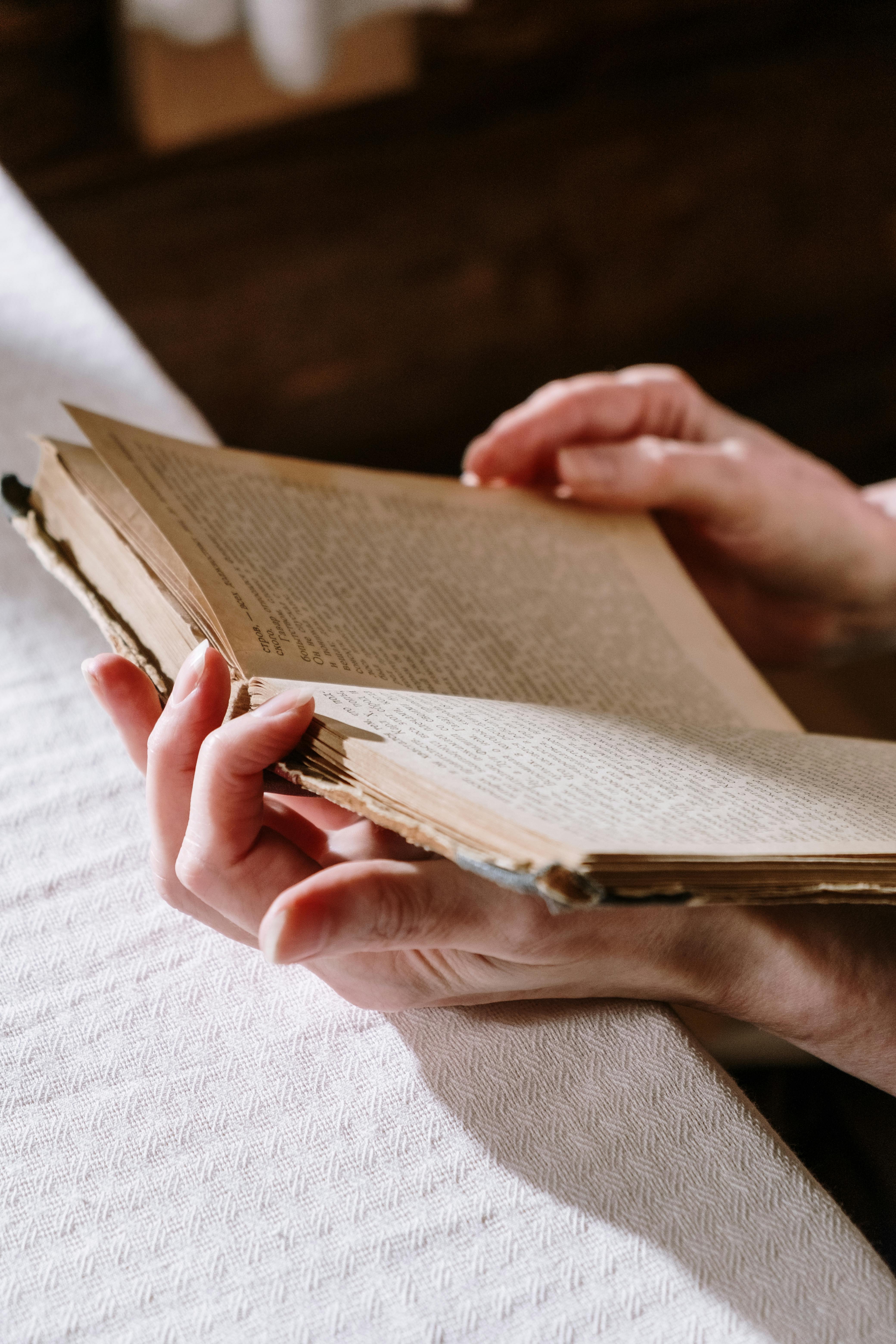 Creased Pages Photos, Download The BEST Free Creased Pages Stock Photos ...