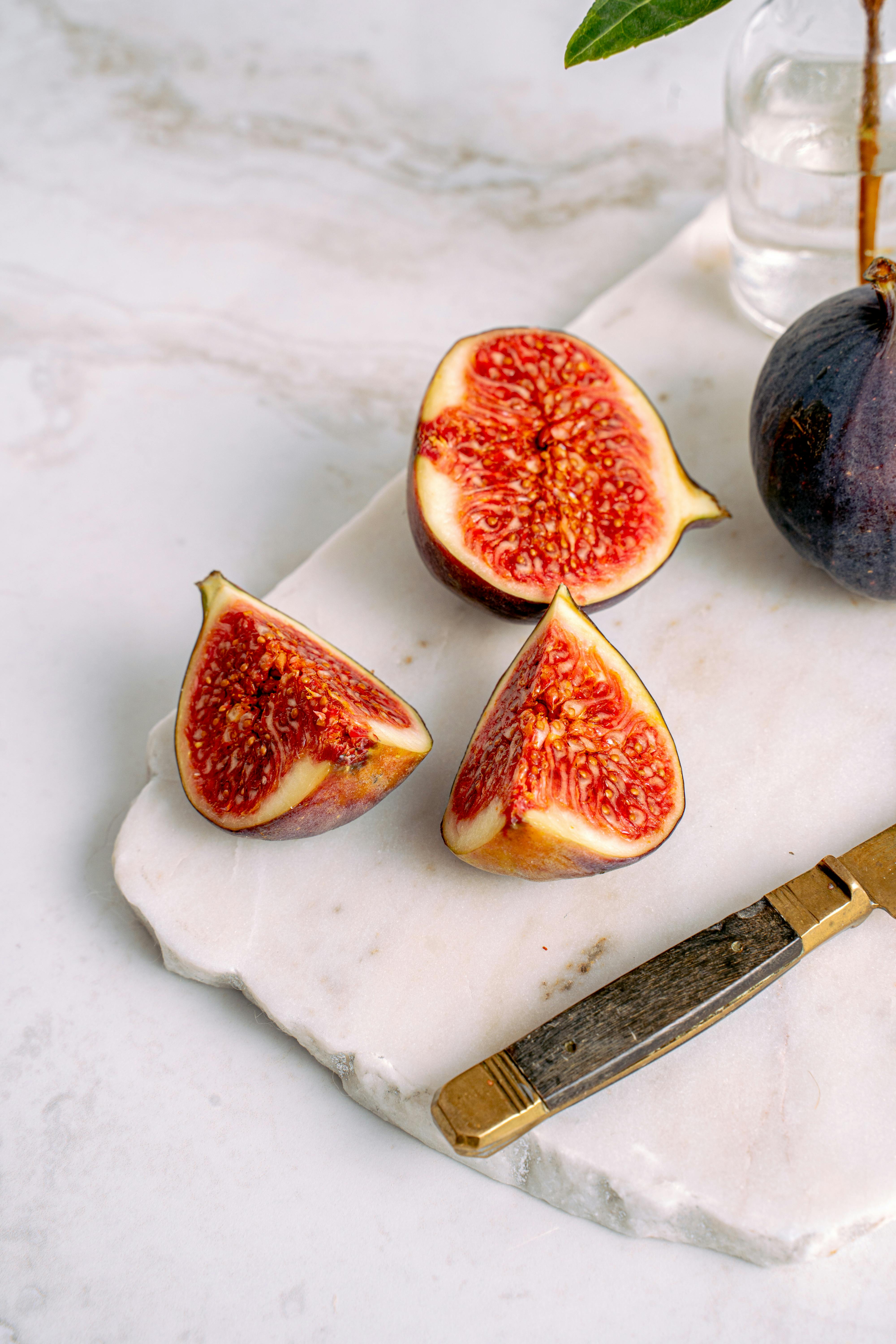Close-up Photo of Sliced Fig · Free Stock Photo