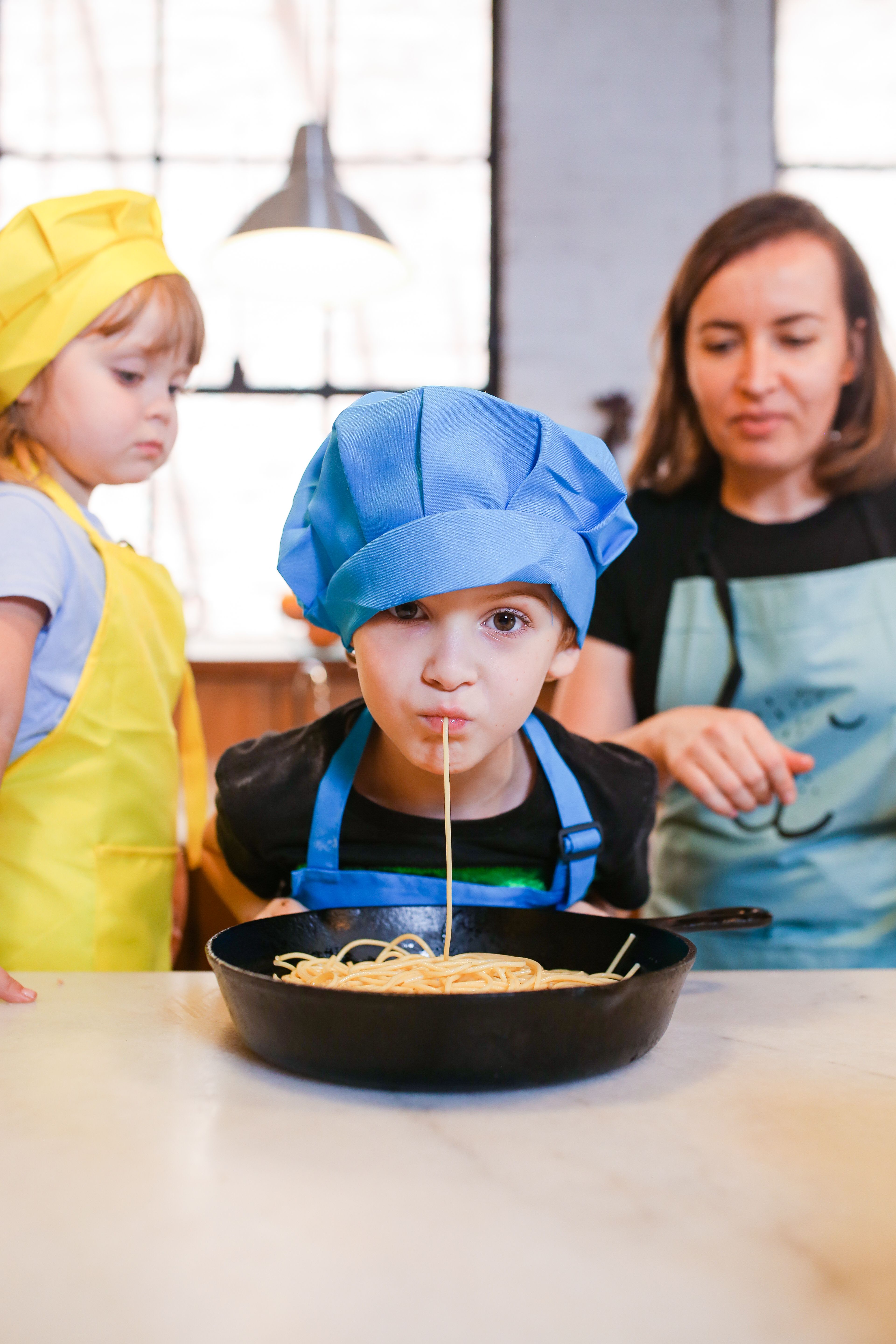 100,000+ Best Kids Cooking Photos · 100% Free Download · Pexels Stock ...
