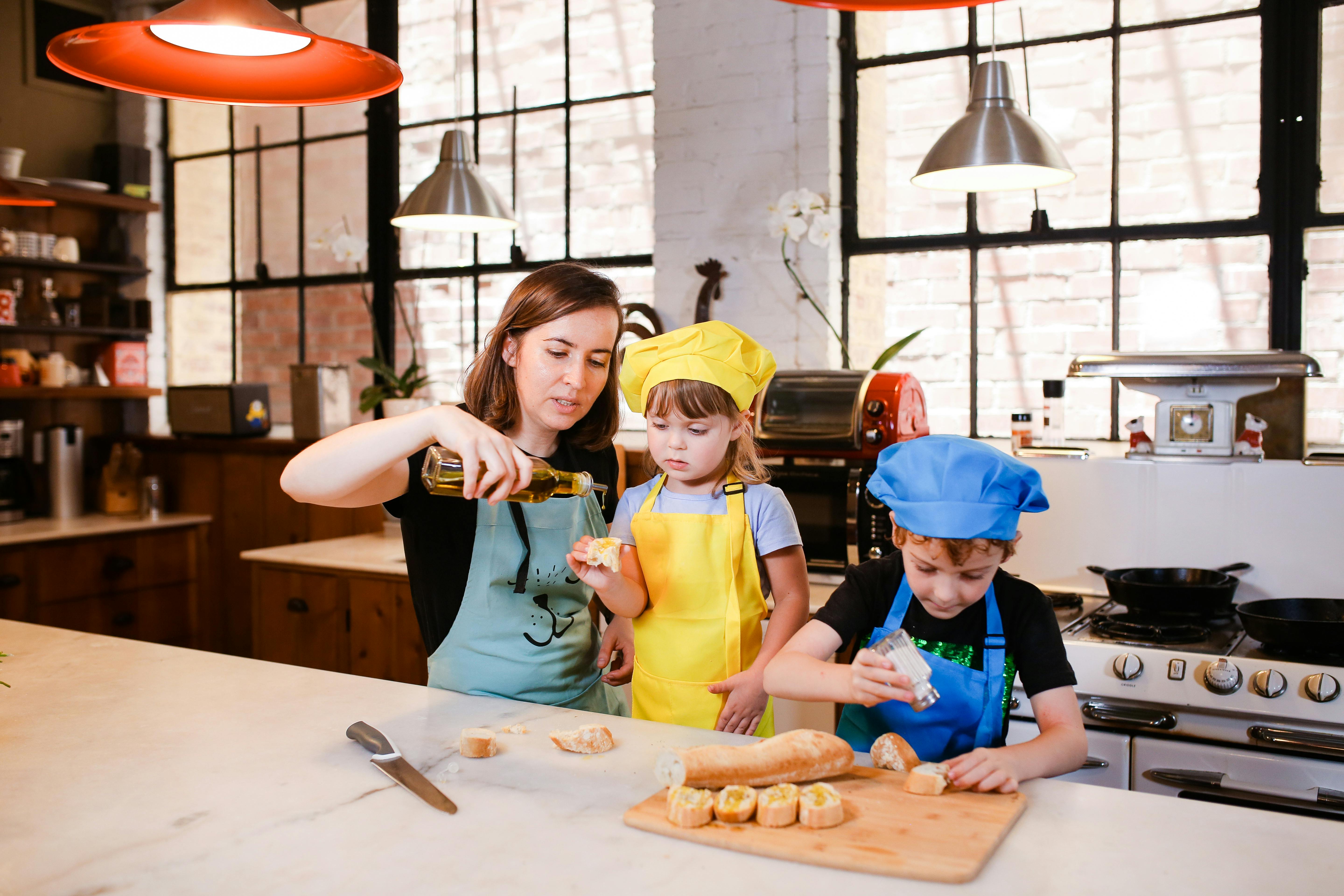 100,000+ Best Kids Cooking Photos · 100% Free Download · Pexels Stock ...