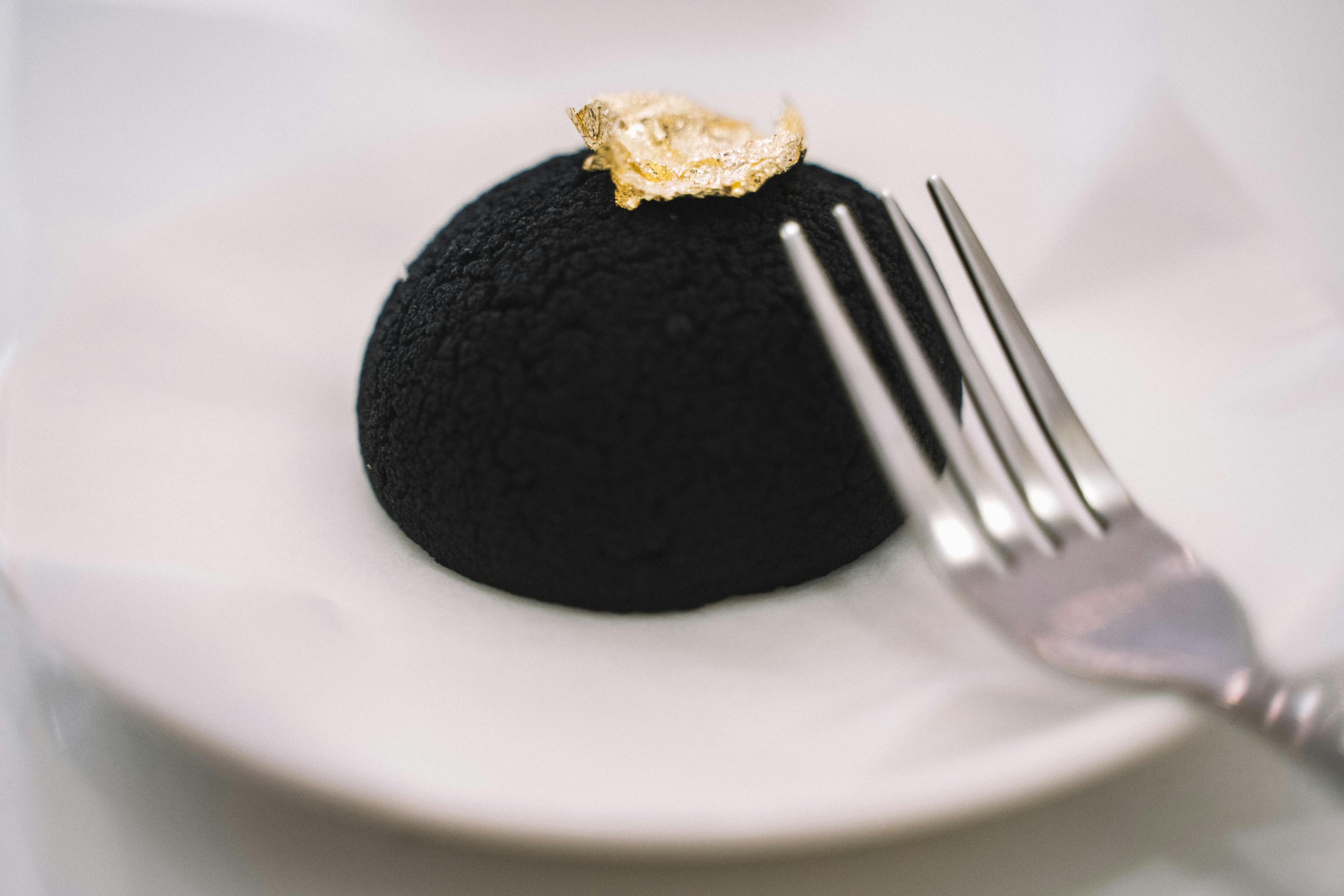 Gold Cake Photos, Download The BEST Free Gold Cake Stock Photos & HD Images