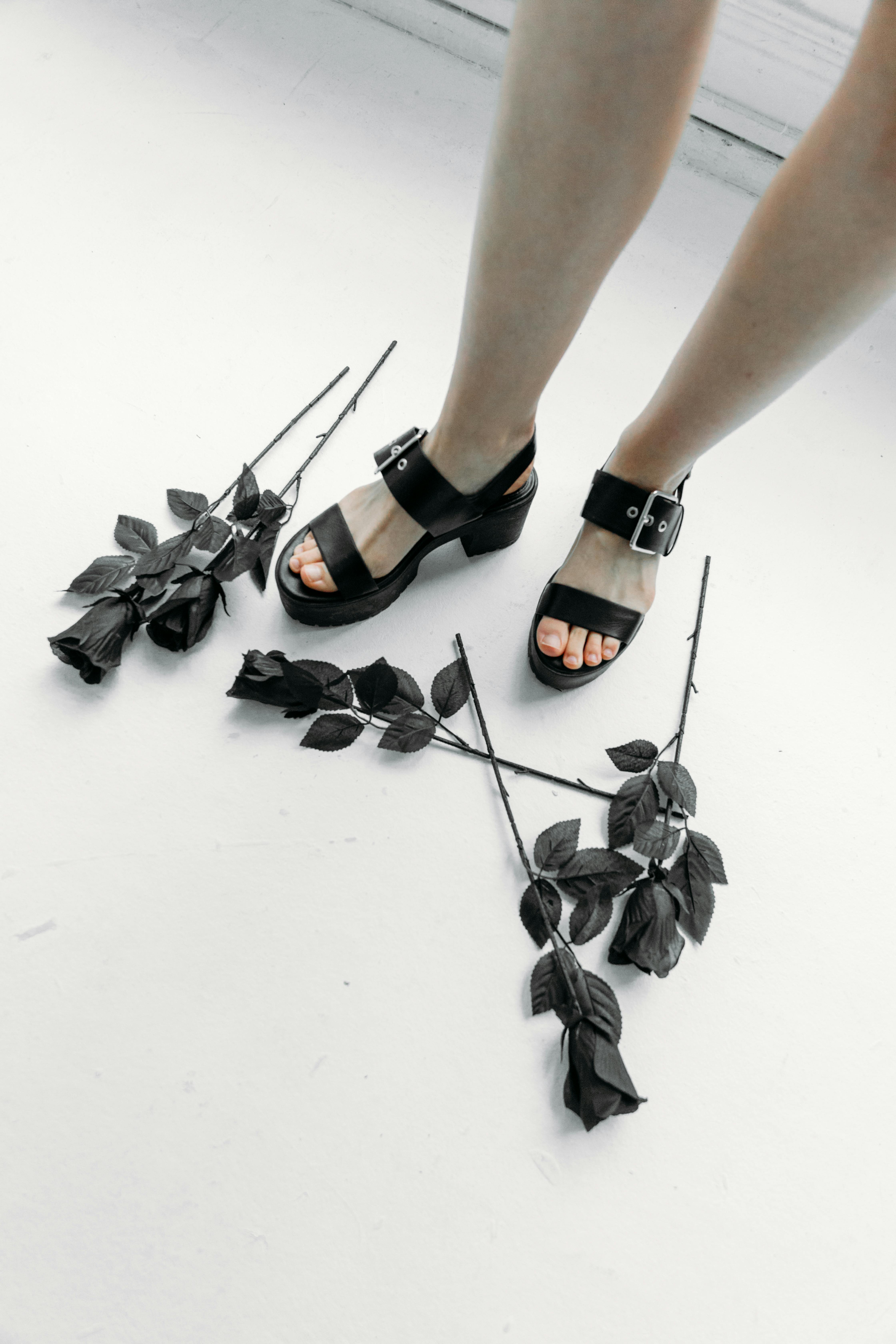 Sandals Texture Photos, Download The BEST Free Sandals Texture Stock ...