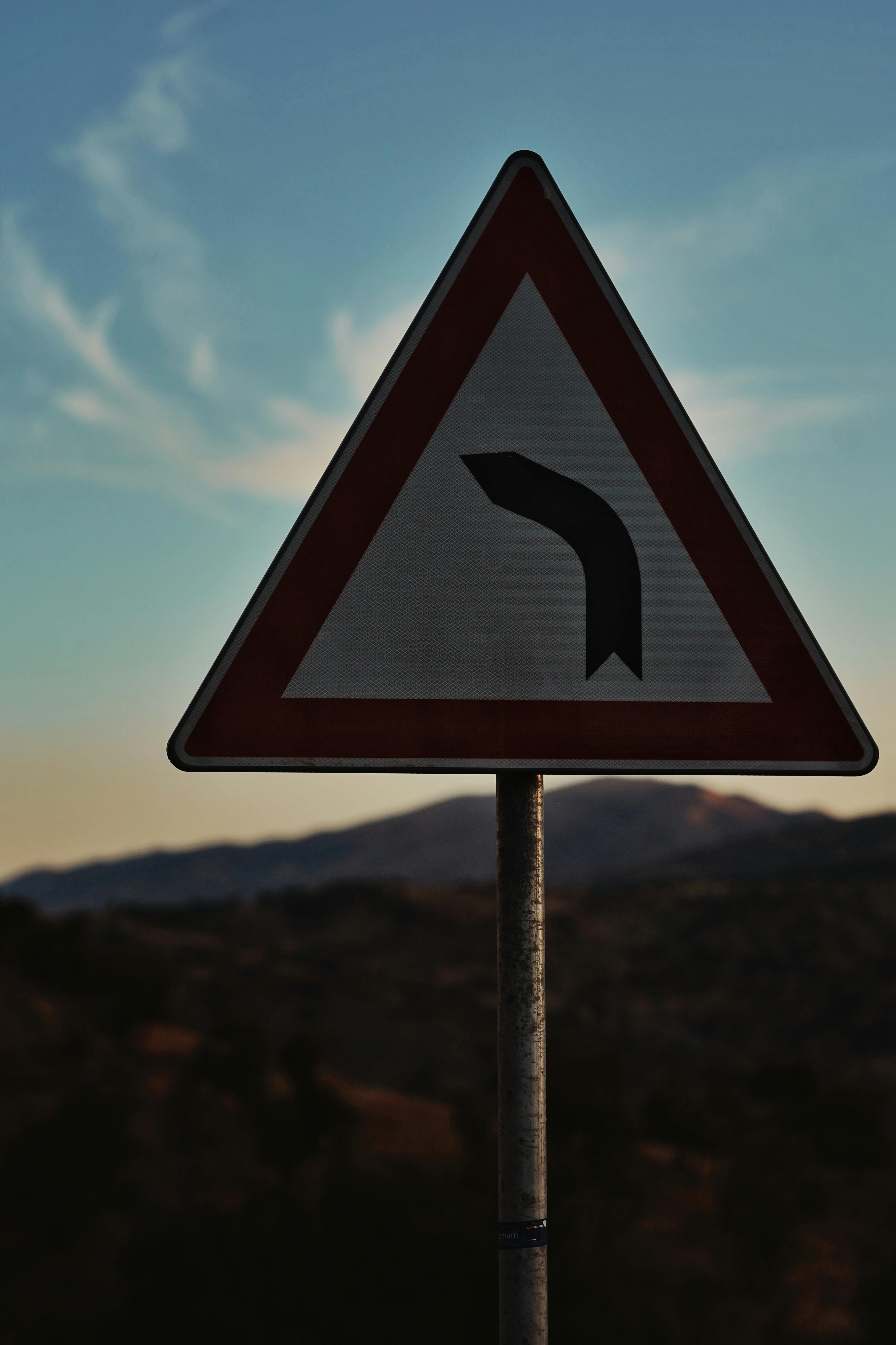 Red and White Road Sign · Free Stock Photo