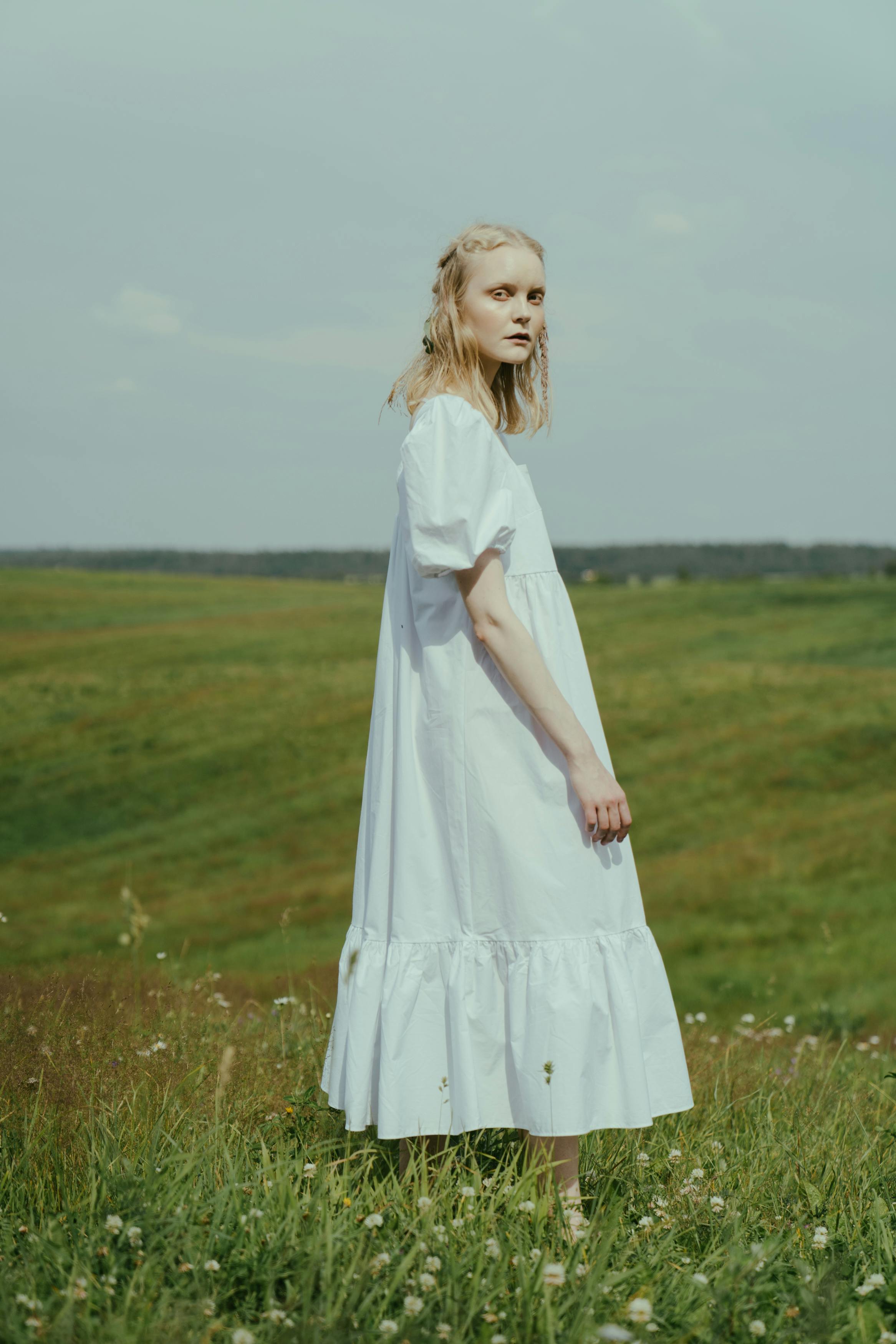 500,000+ Best Wild Woman Photos · 100% Free Download · Pexels Stock Photos