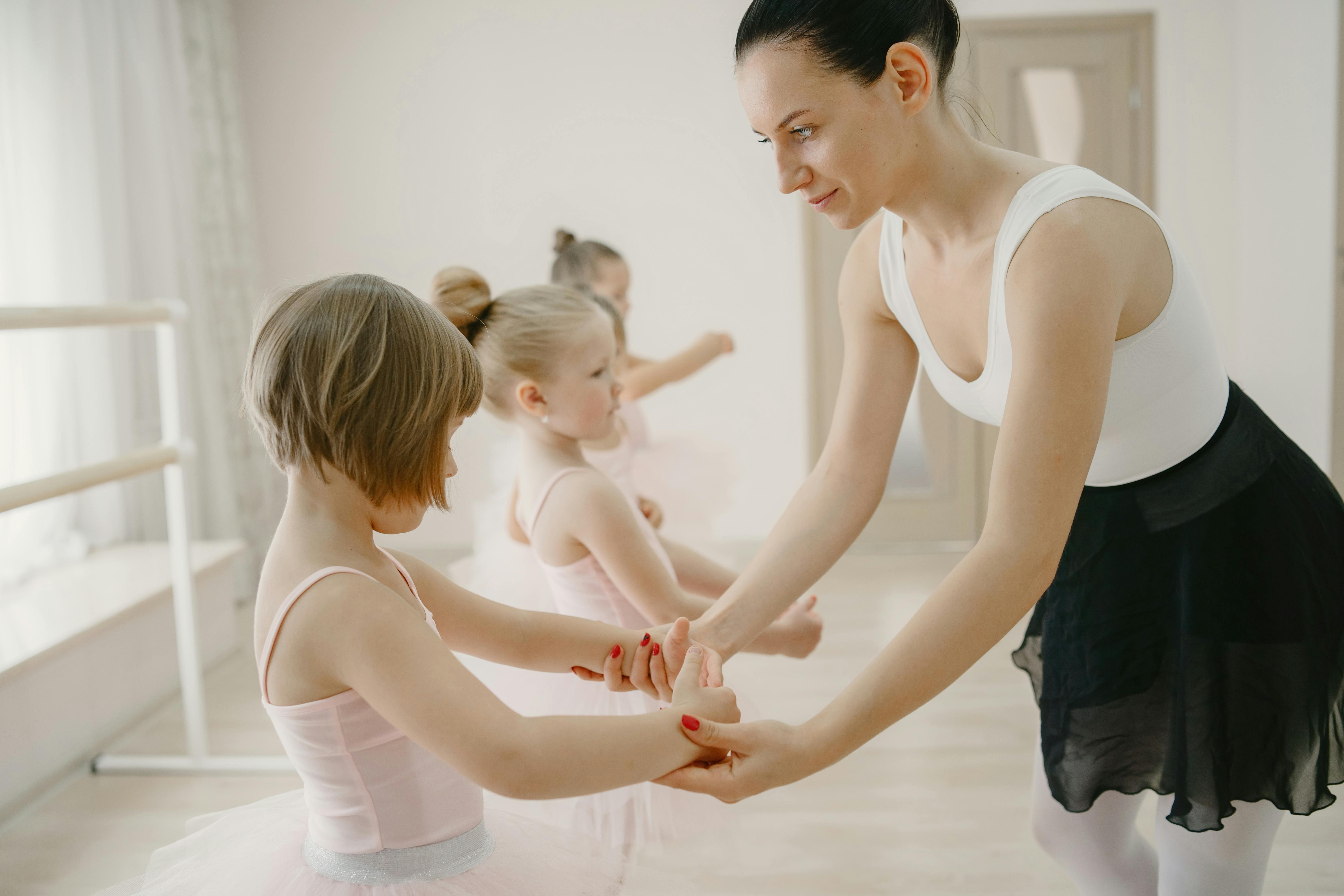Girls on Ballet Class · Free Stock Photo