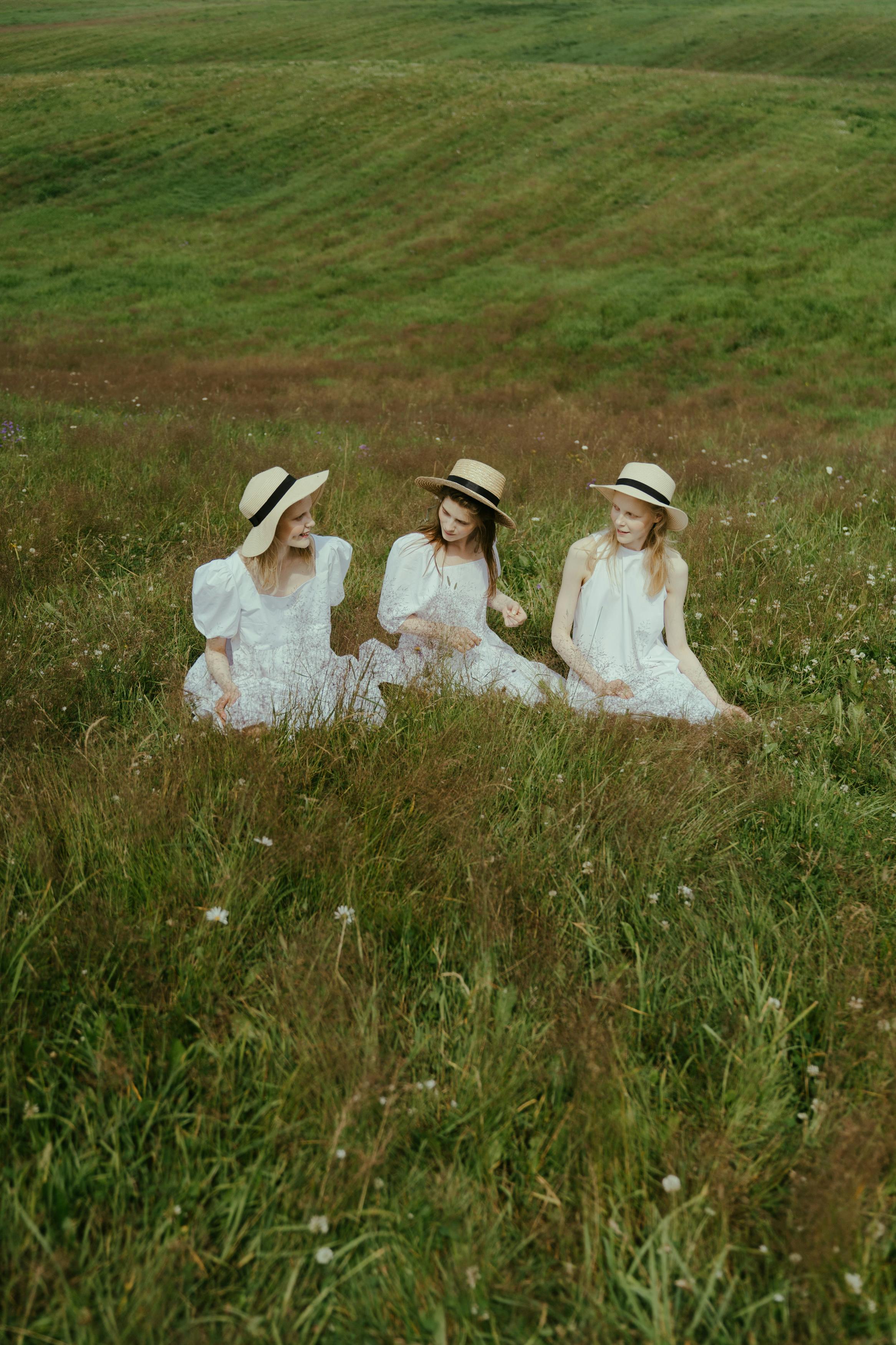 Trio Photos, Download The BEST Free Trio Stock Photos & HD Images