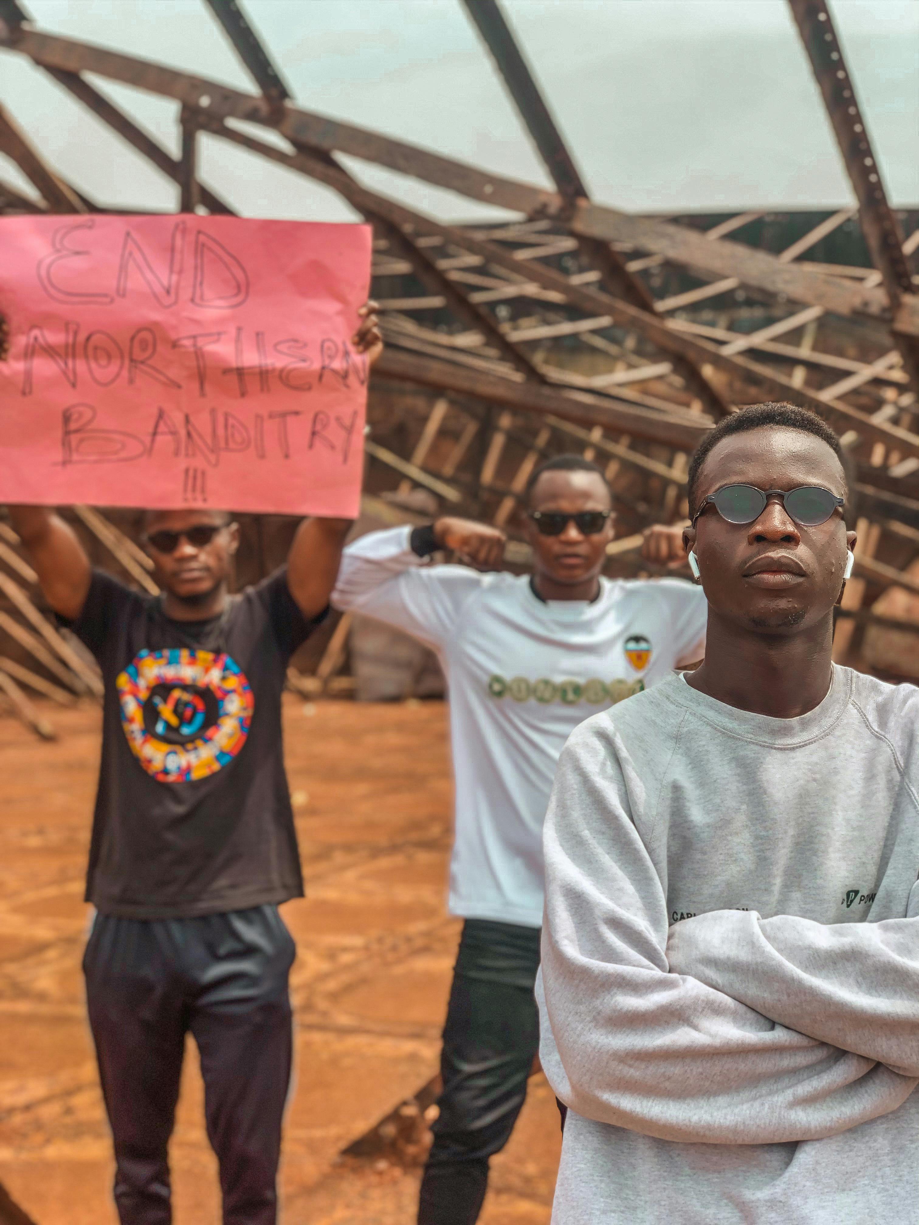 Friends Protesting Photos, Download The BEST Free Friends Protesting ...