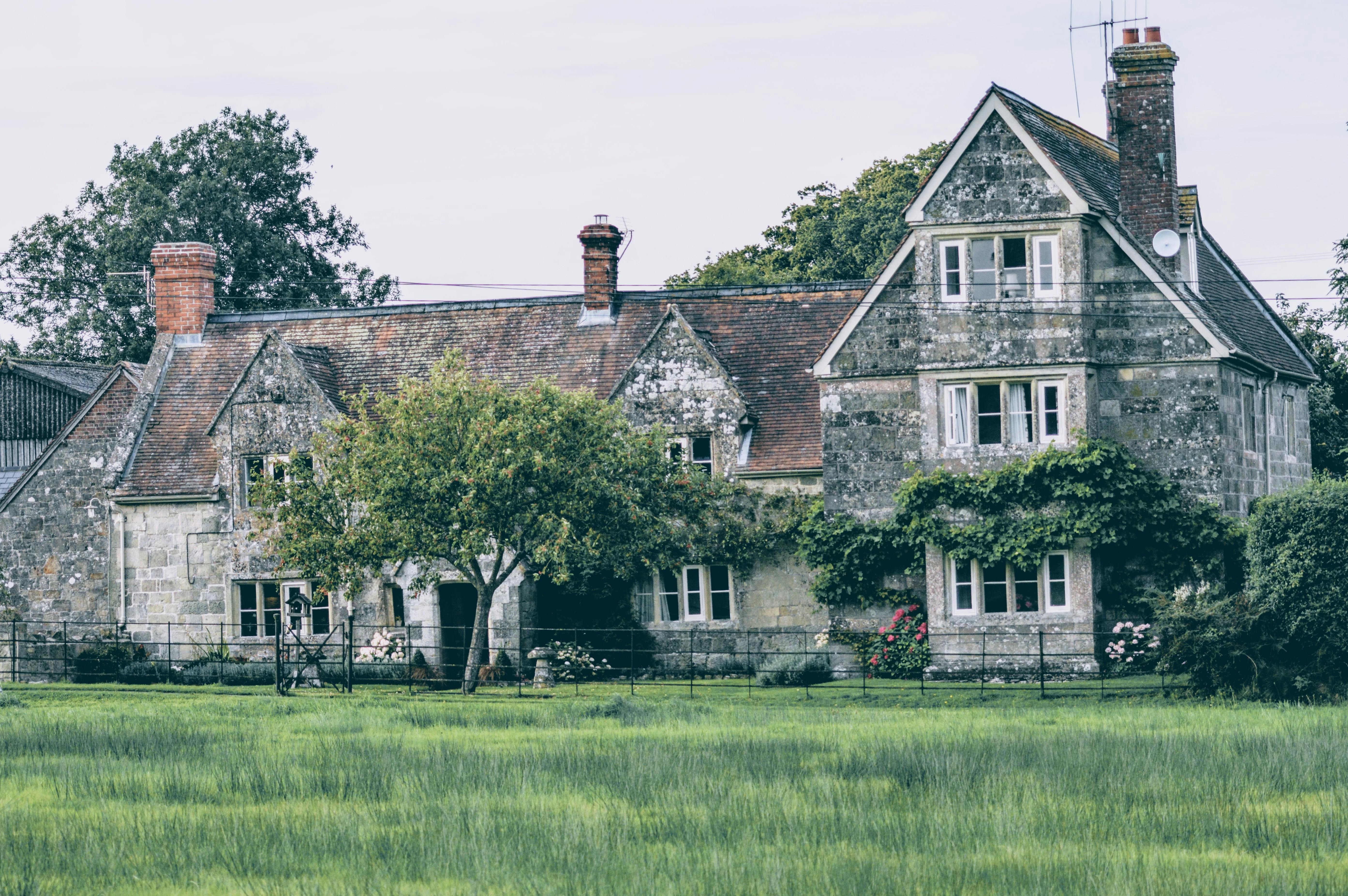 1000+ Interesting Old House Photos · Pexels · Free Stock Photos