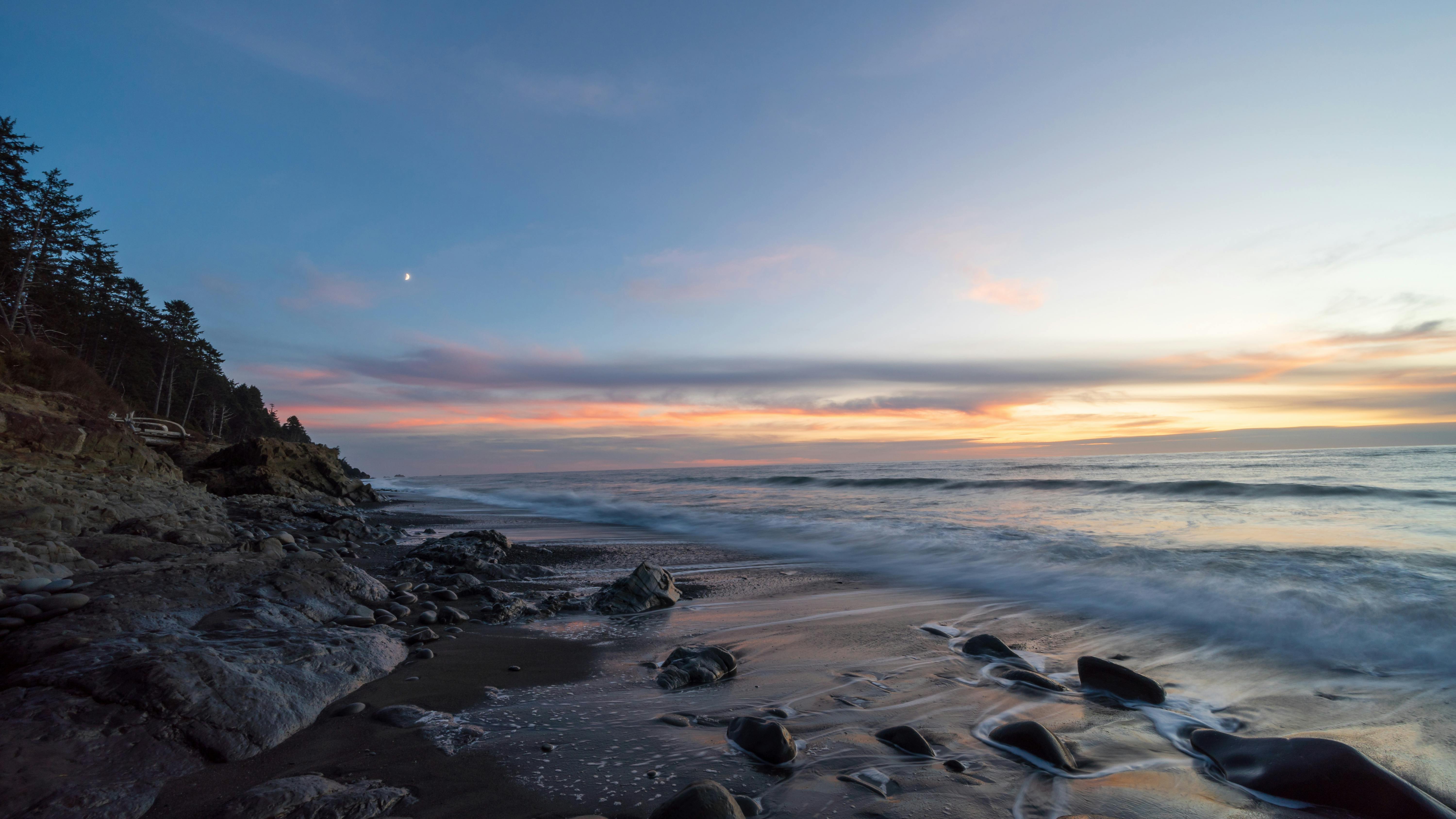 Beach, Bridge and Sea at Sunset · Free Stock Photo