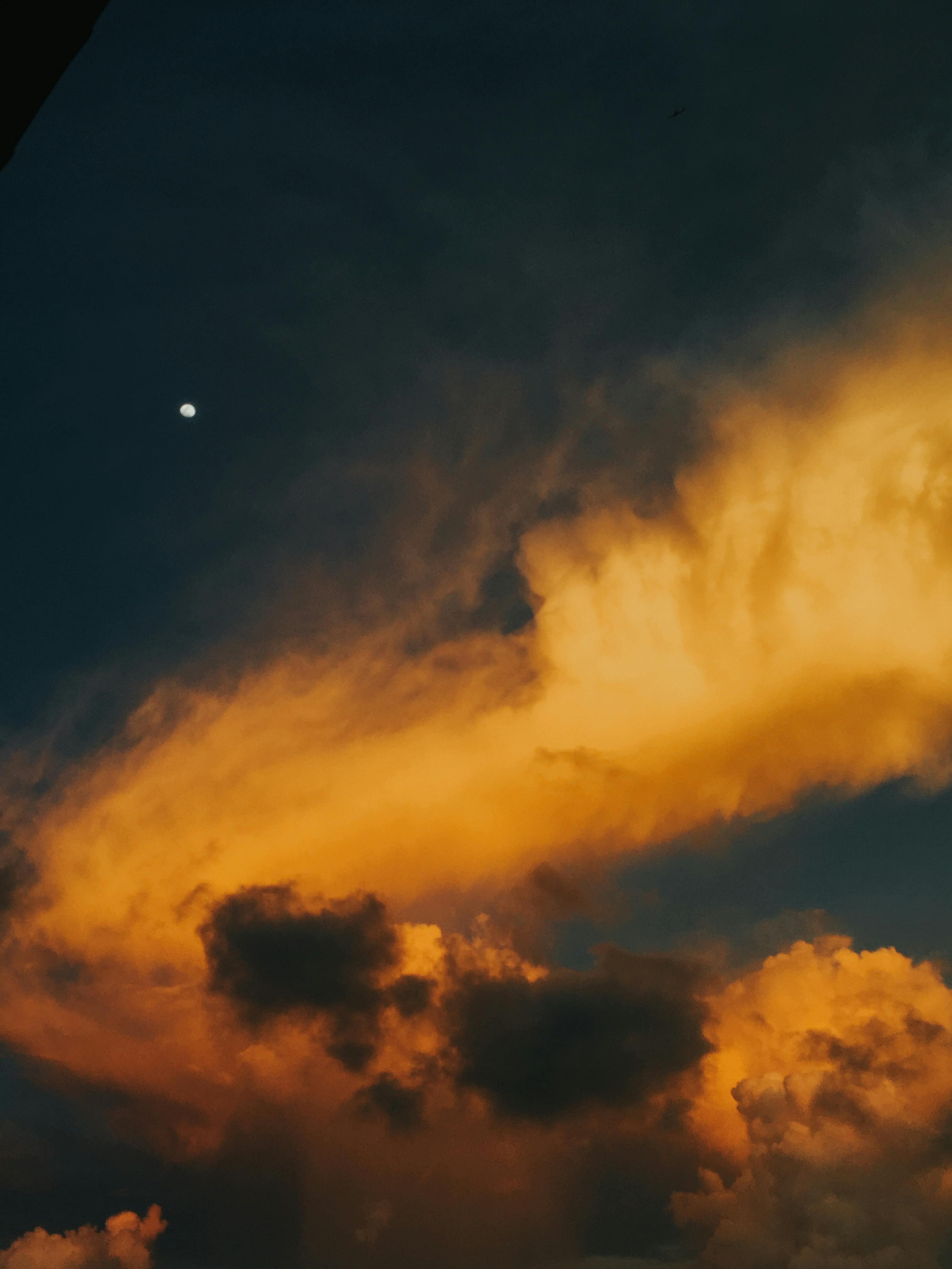 Beautiful Cloud Formation in the Sky · Free Stock Photo