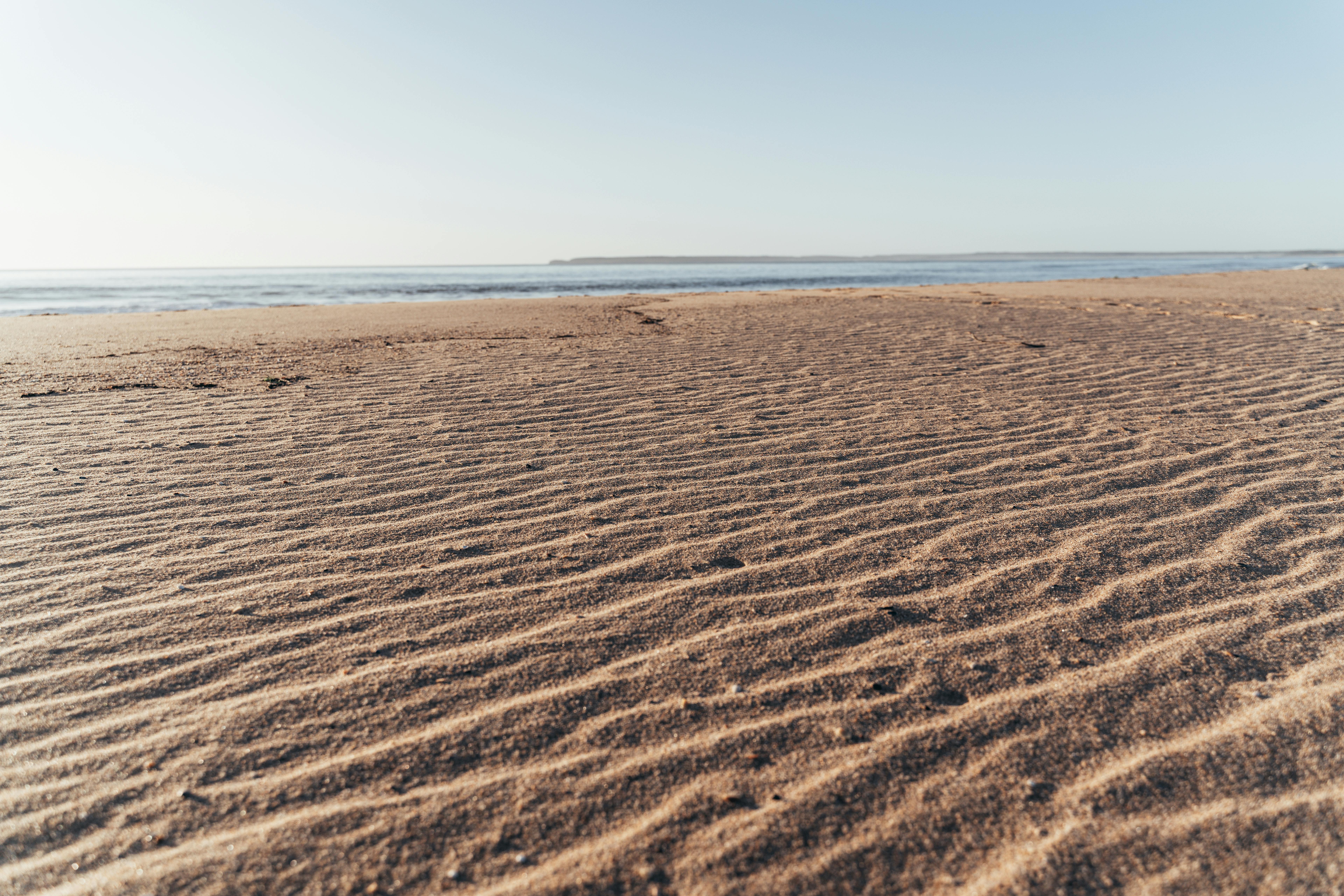 Playa De Arena Tranquila Cerca Del Océano Infinito · Fotos de stock ...