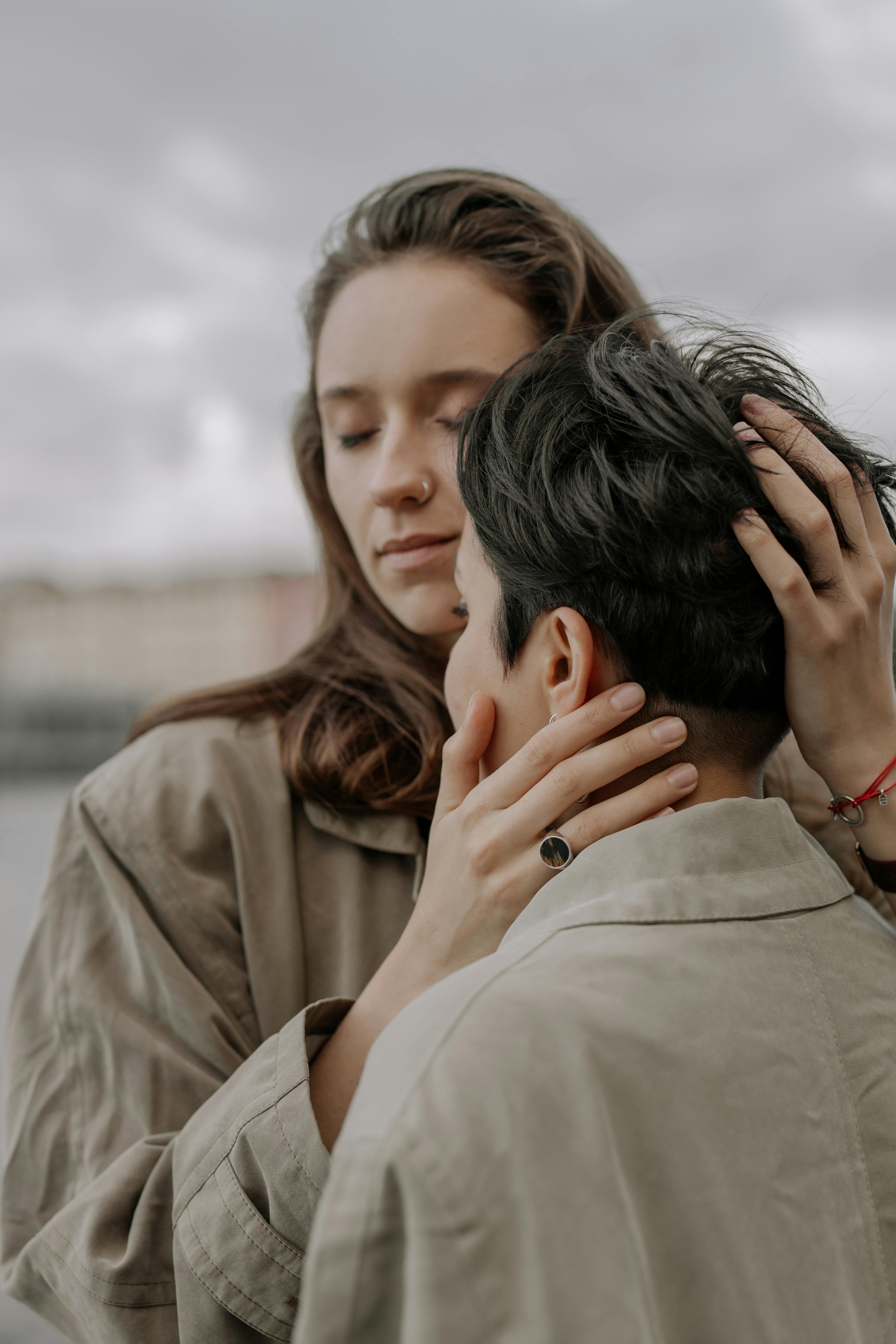 Touching Head Photos, Download The BEST Free Touching Head Stock Photos ...