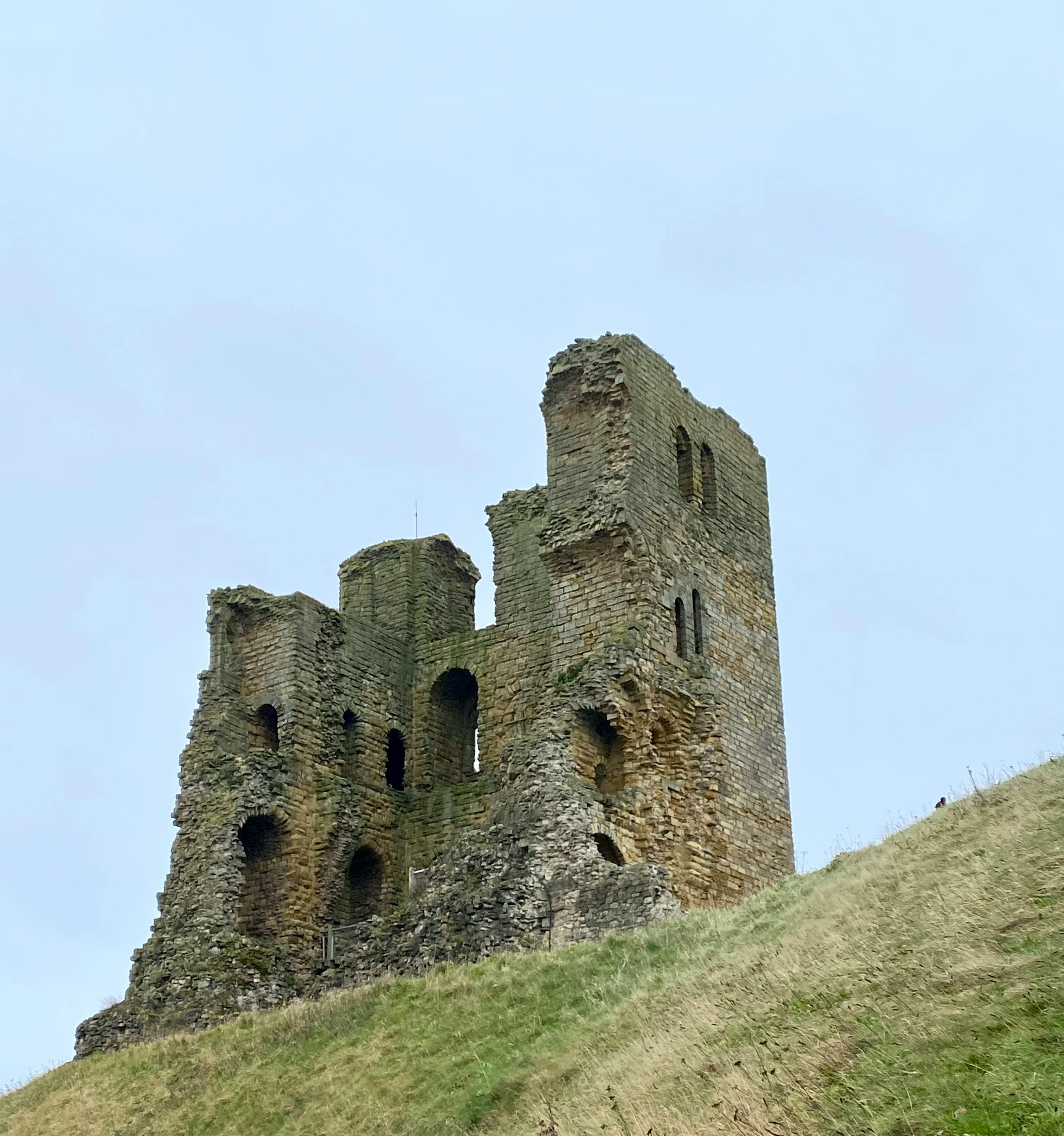Low-Angle Shot of Gray Ancient Concrete Castle · Free Stock Photo