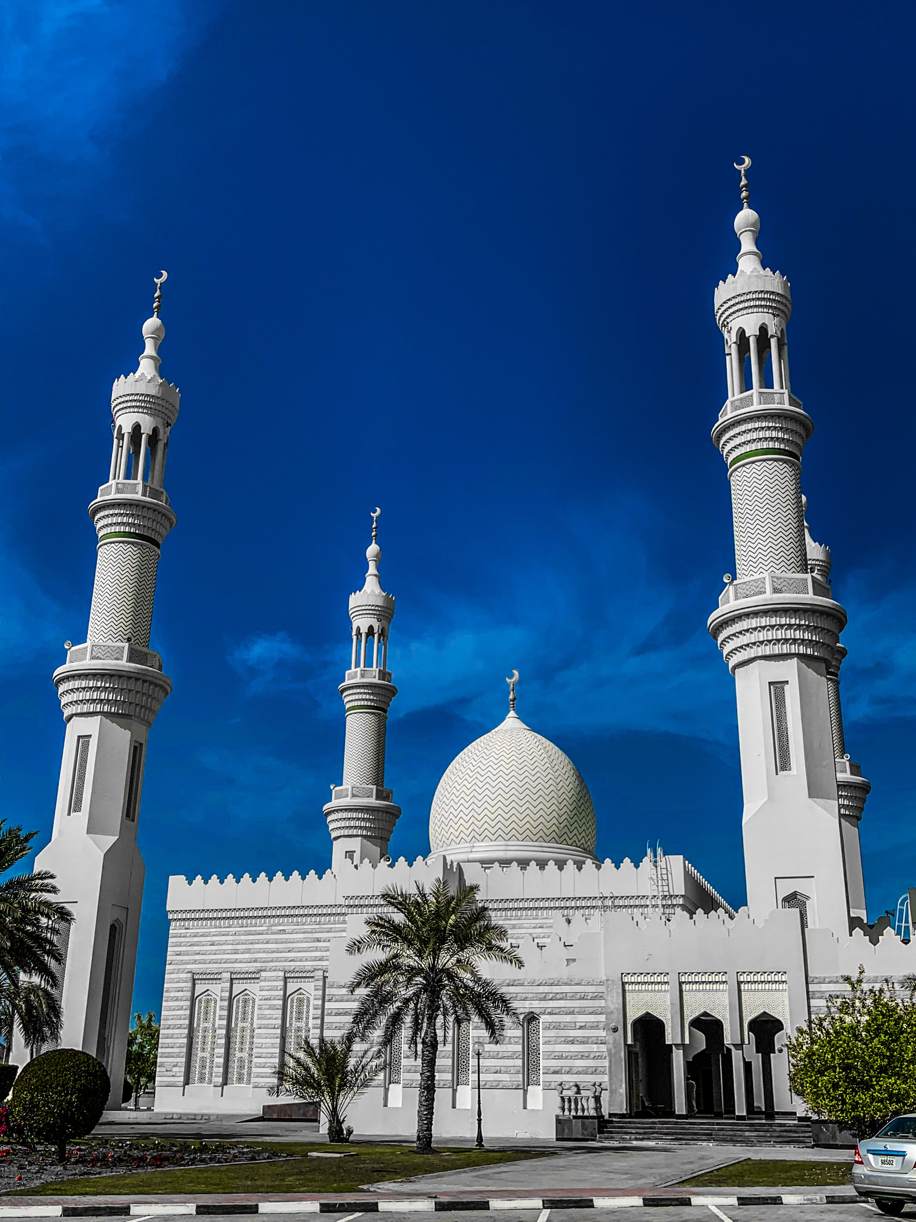 Sunlight over Mosque Square · Free Stock Photo