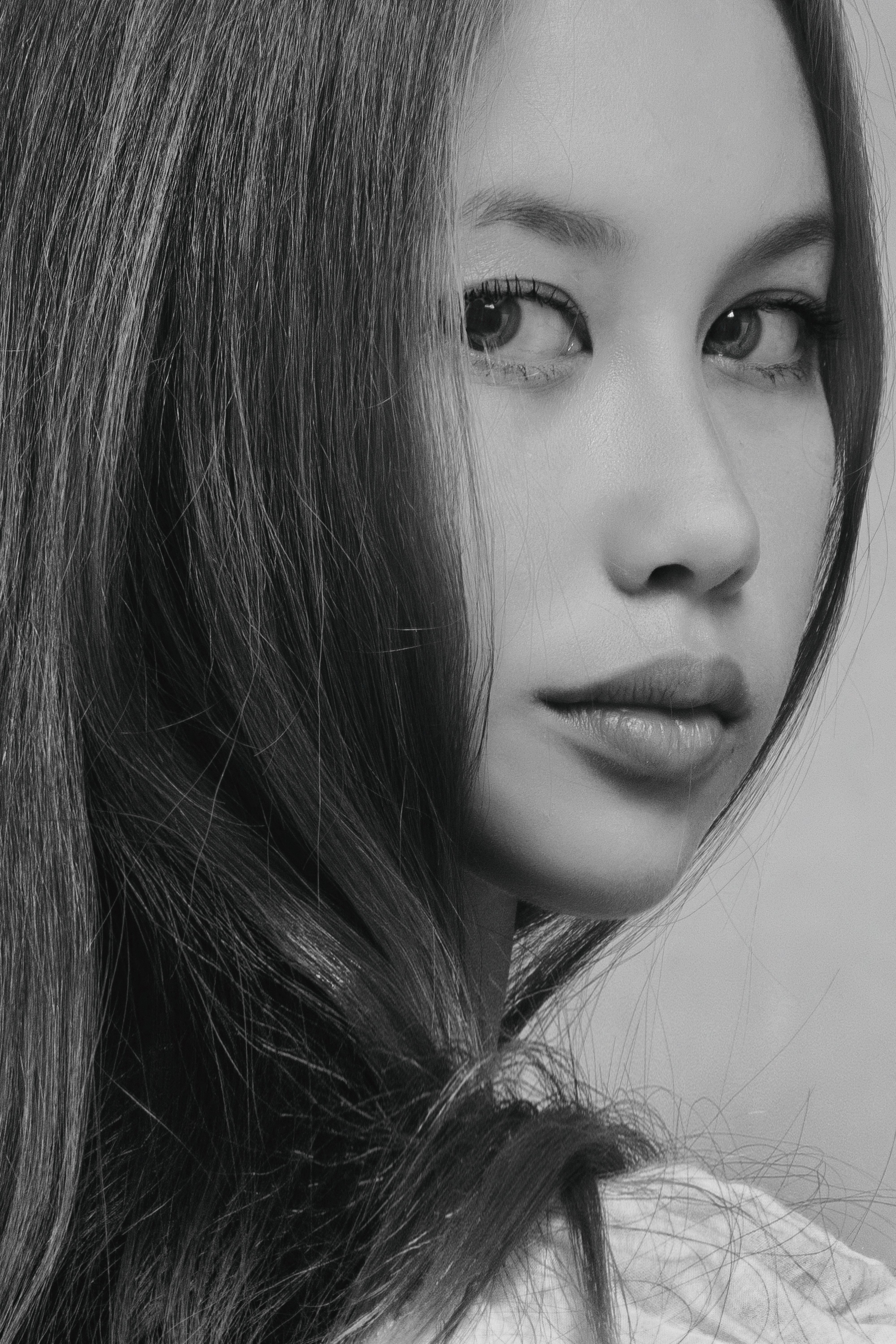Grayscale Photo of a Woman's Face · Free Stock Photo