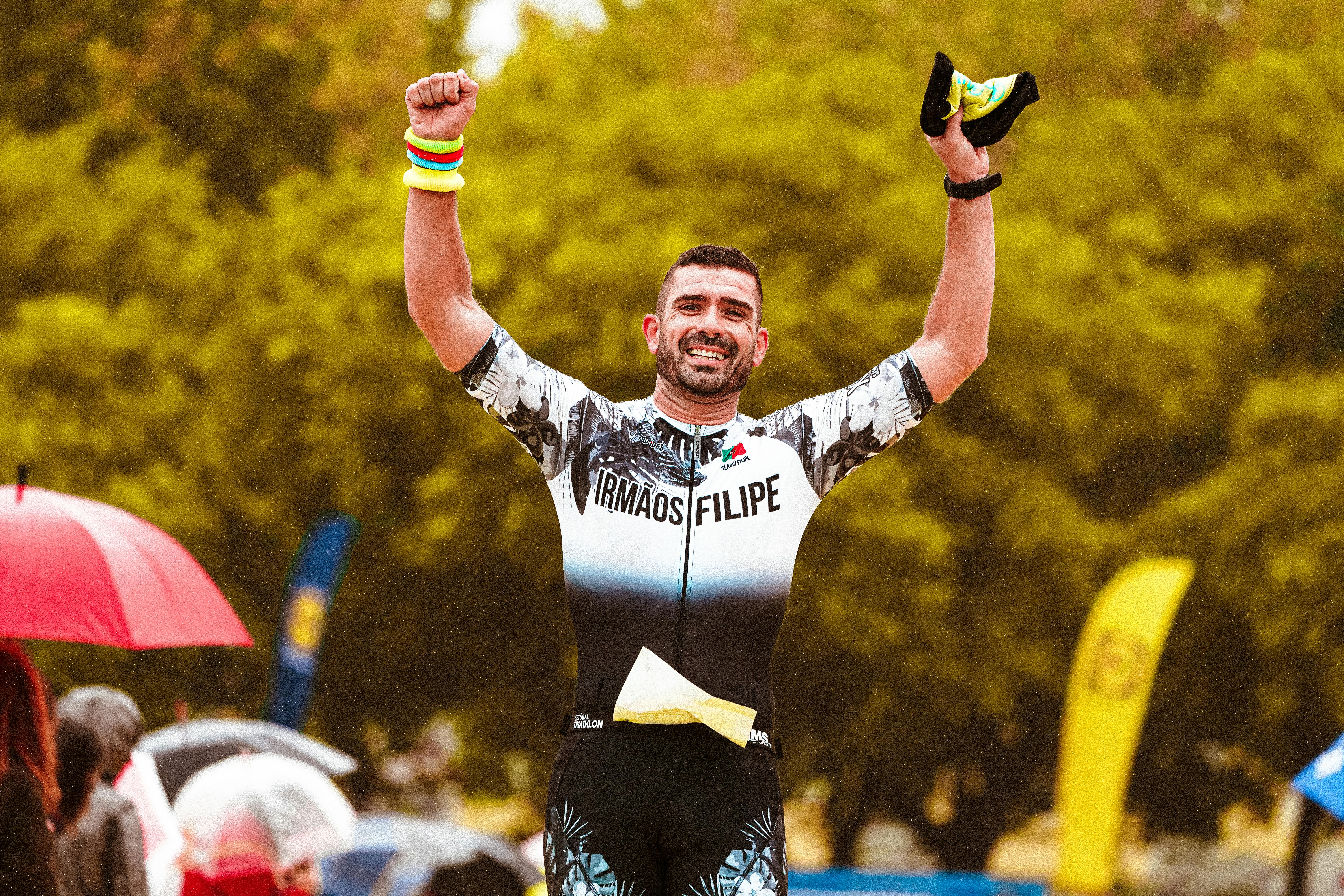 Cheering A Hero Photos, Download The BEST Free Cheering A Hero Stock ...