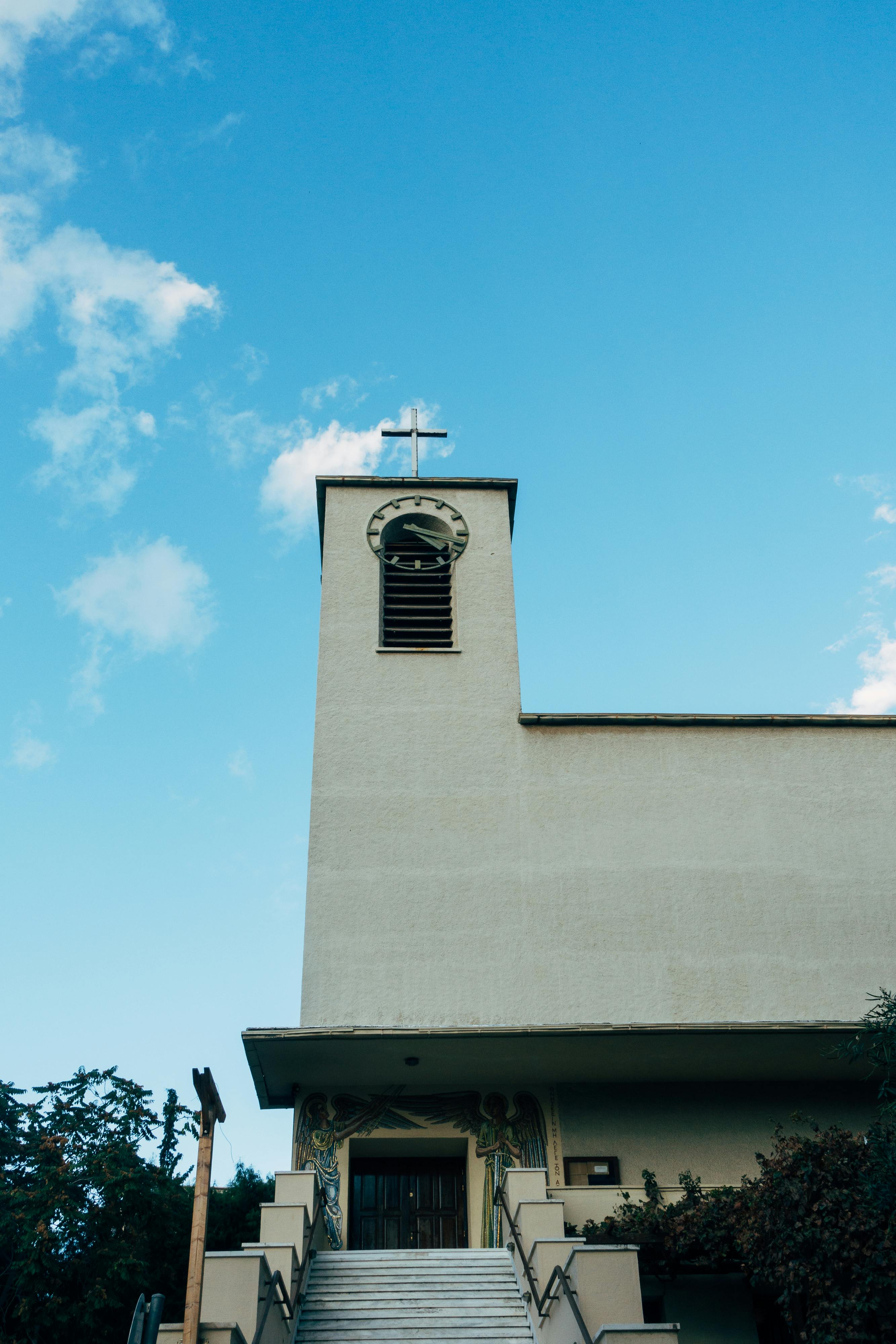 Brown Church Low Angle Photography · Free Stock Photo