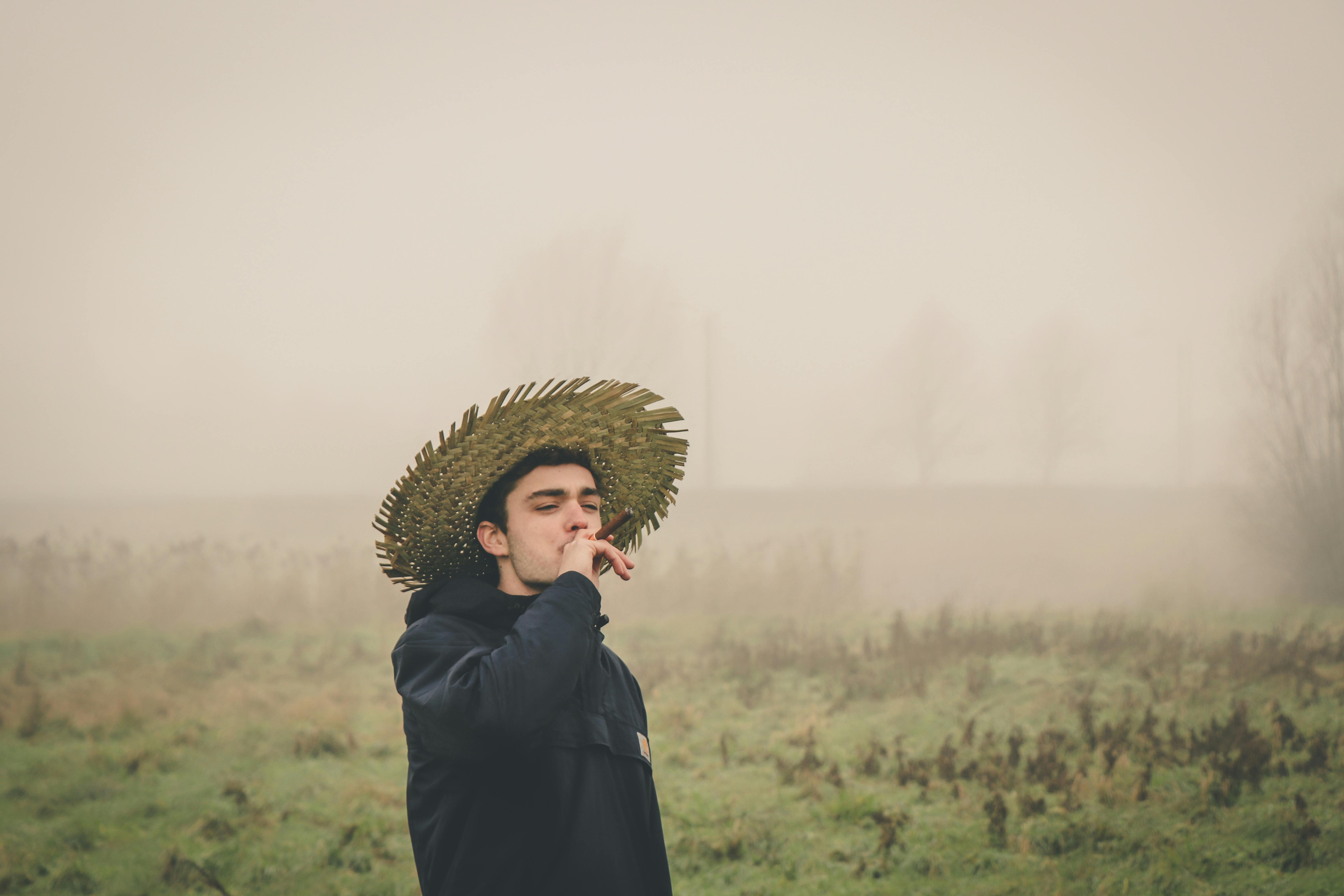 Sally Field Smoking Photos, Download The BEST Free Sally Field Smoking ...