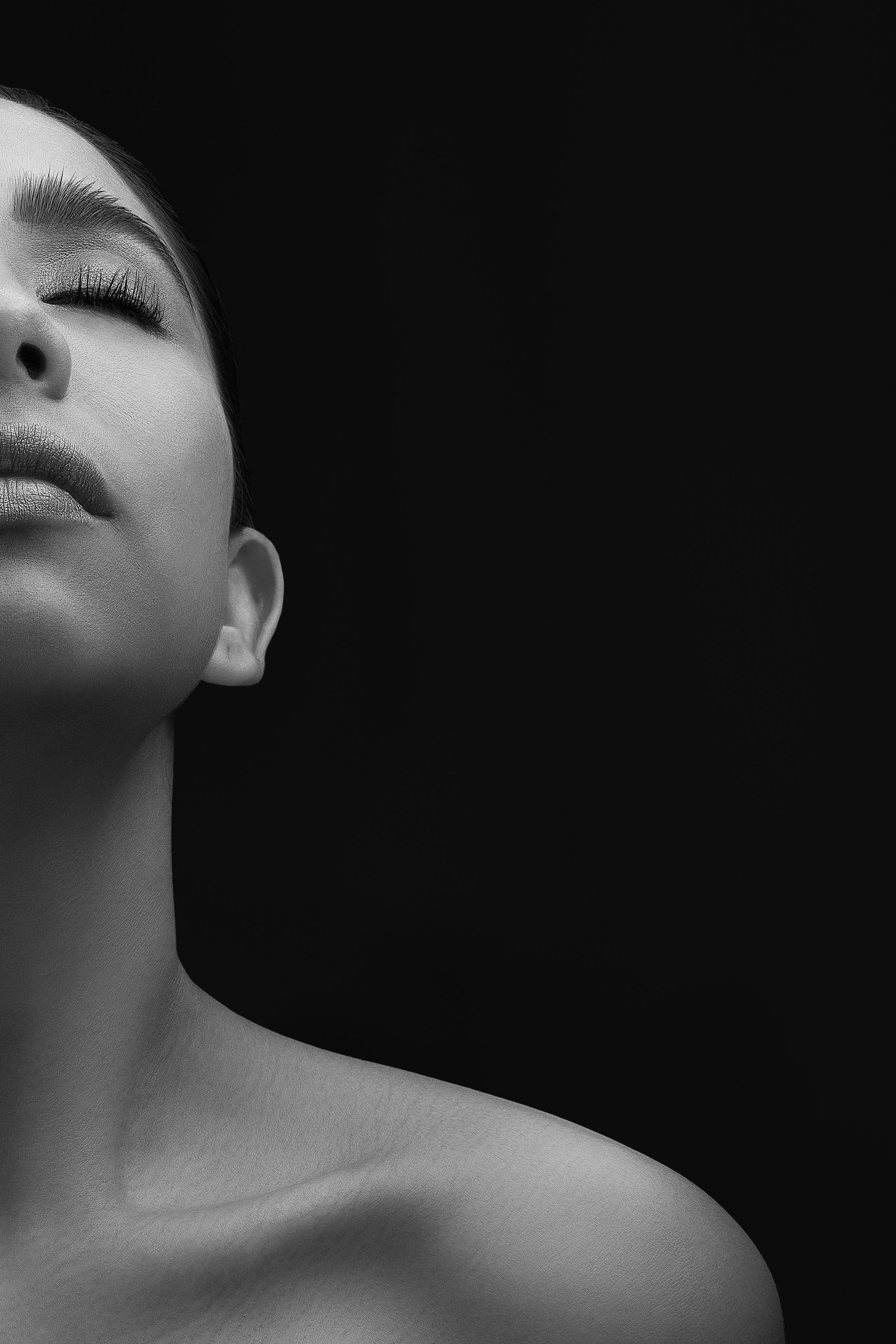 Female Neck Photos, Download The BEST Free Female Neck Stock Photos ...