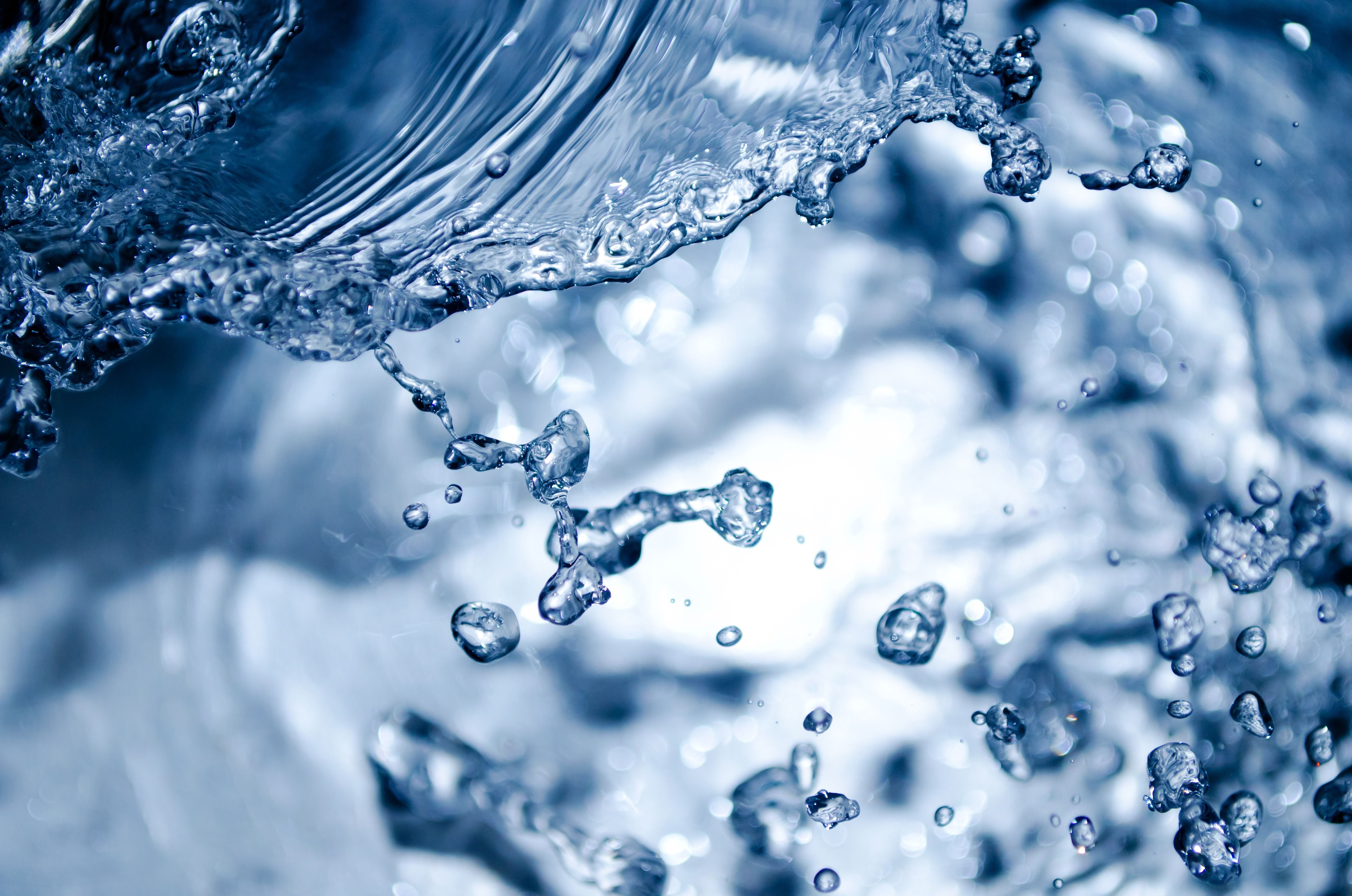 Time Lapse Photography of Brown Liquid · Free Stock Photo