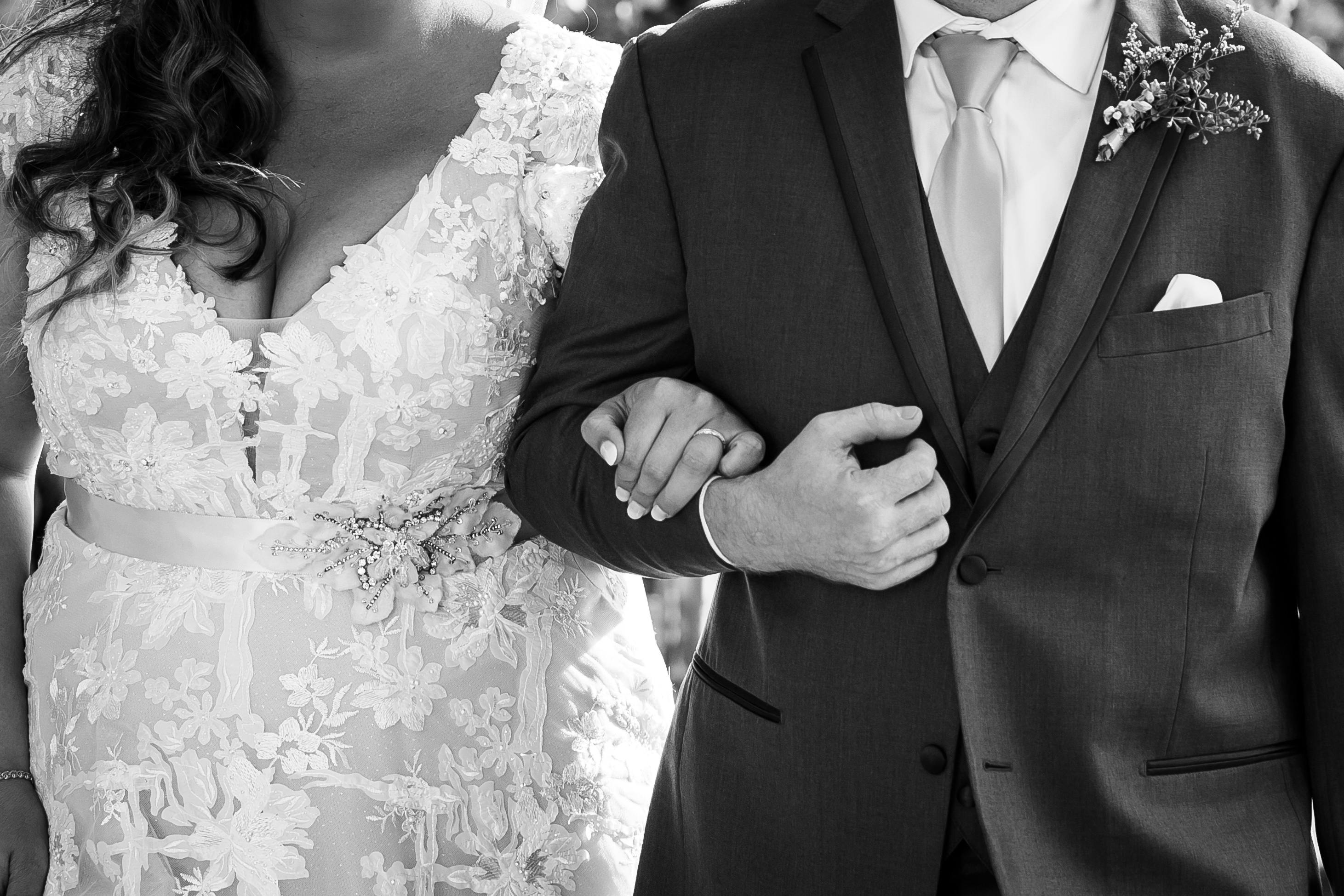 Close-up of Bride and Groom · Free Stock Photo