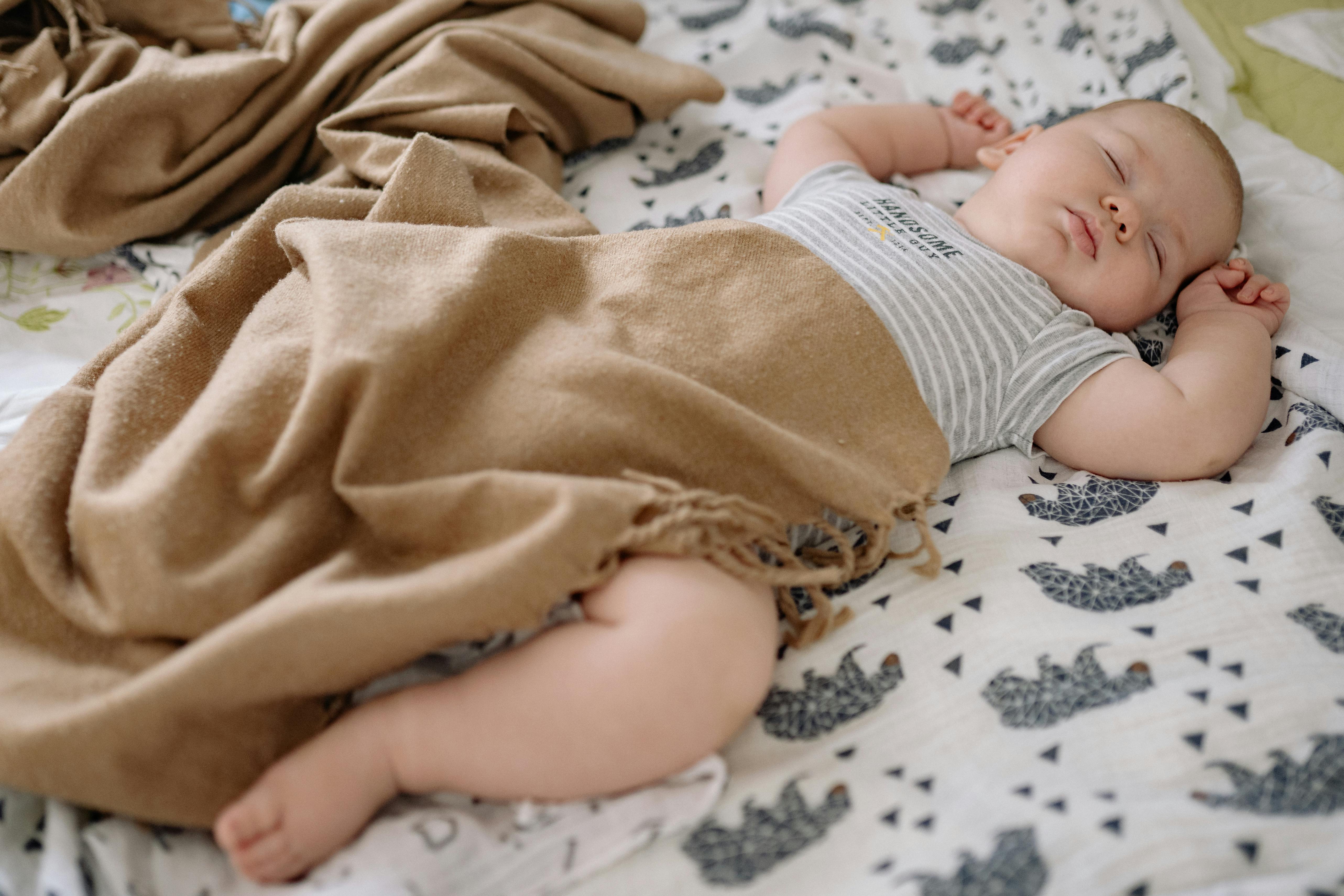 Baby Blankets Photos, Download The BEST Free Baby Blankets Stock Photos ...