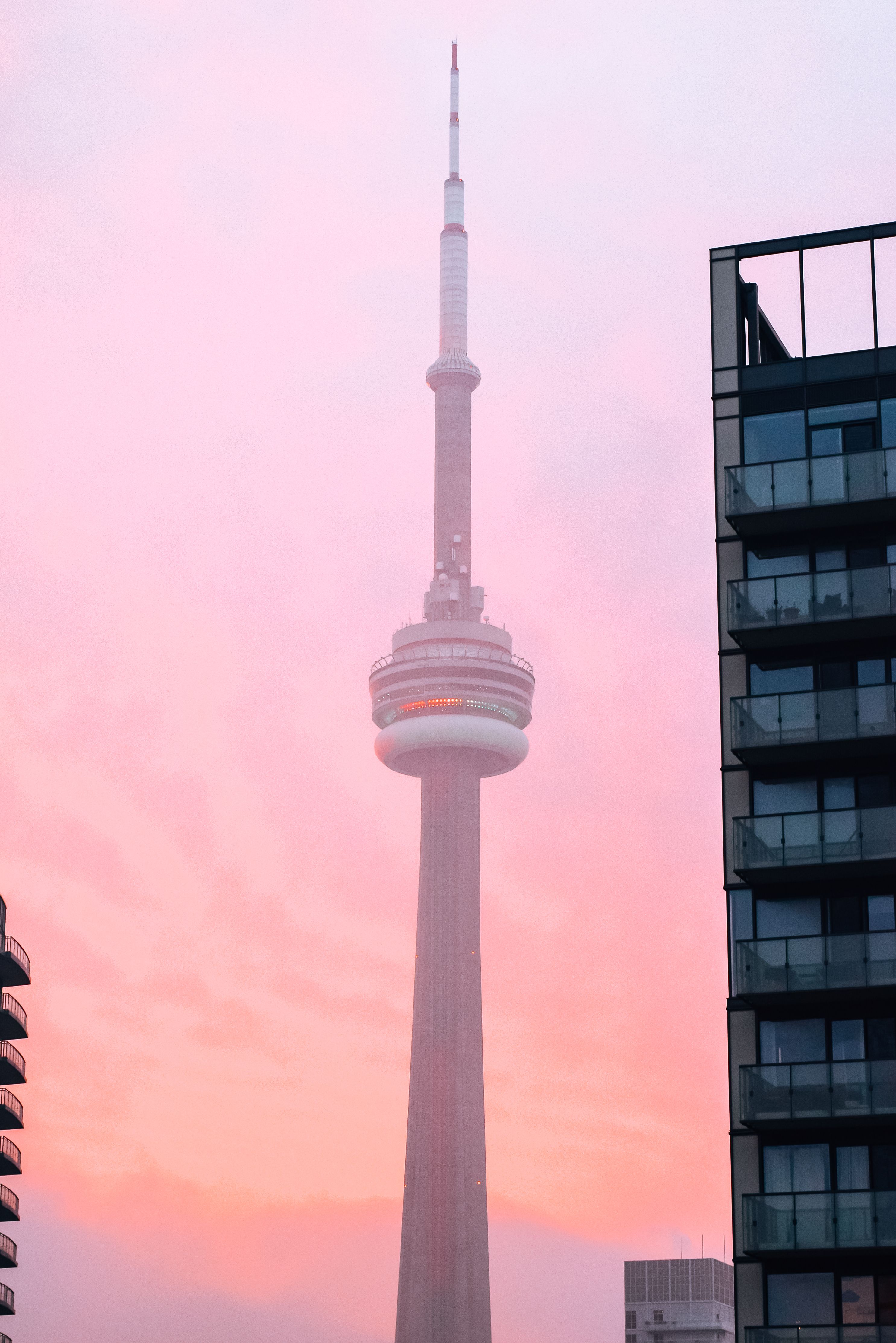 2,000+ Best Canada Photos · 100% Free Download · Pexels Stock Photos