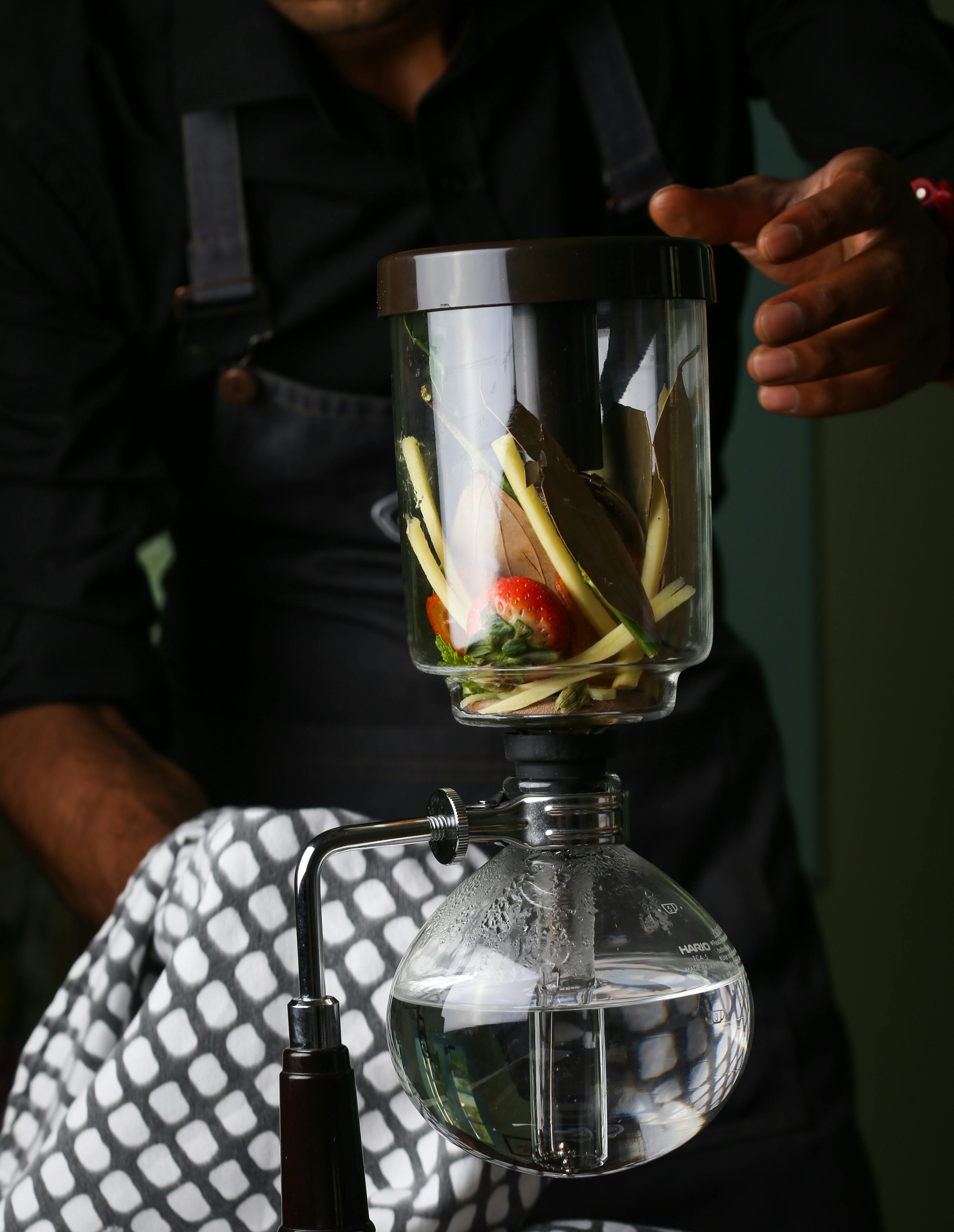 Making a Cocktail in Hot Infusion Siphon · Free Stock Photo