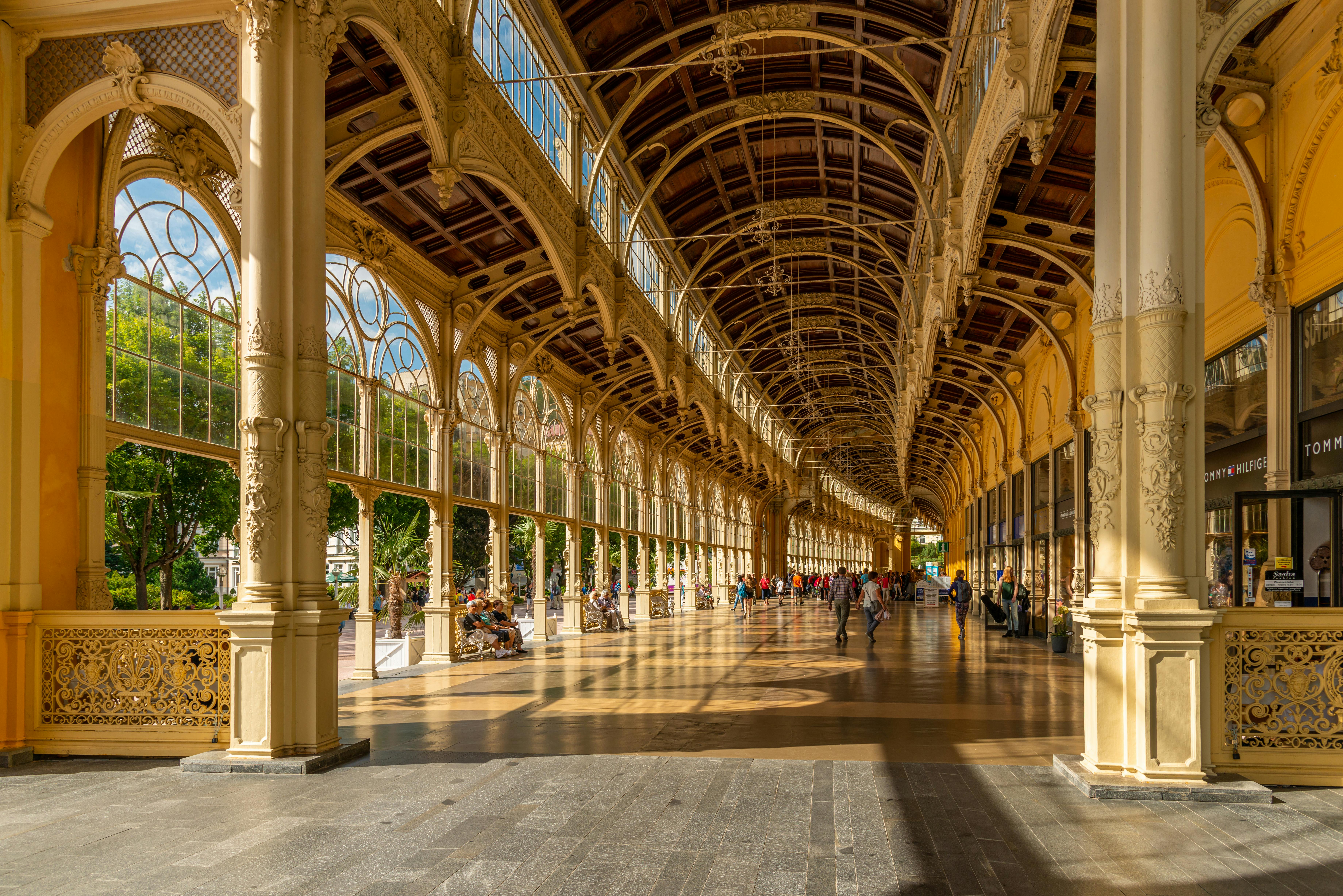 Luxury Train Station · Free Stock Photo
