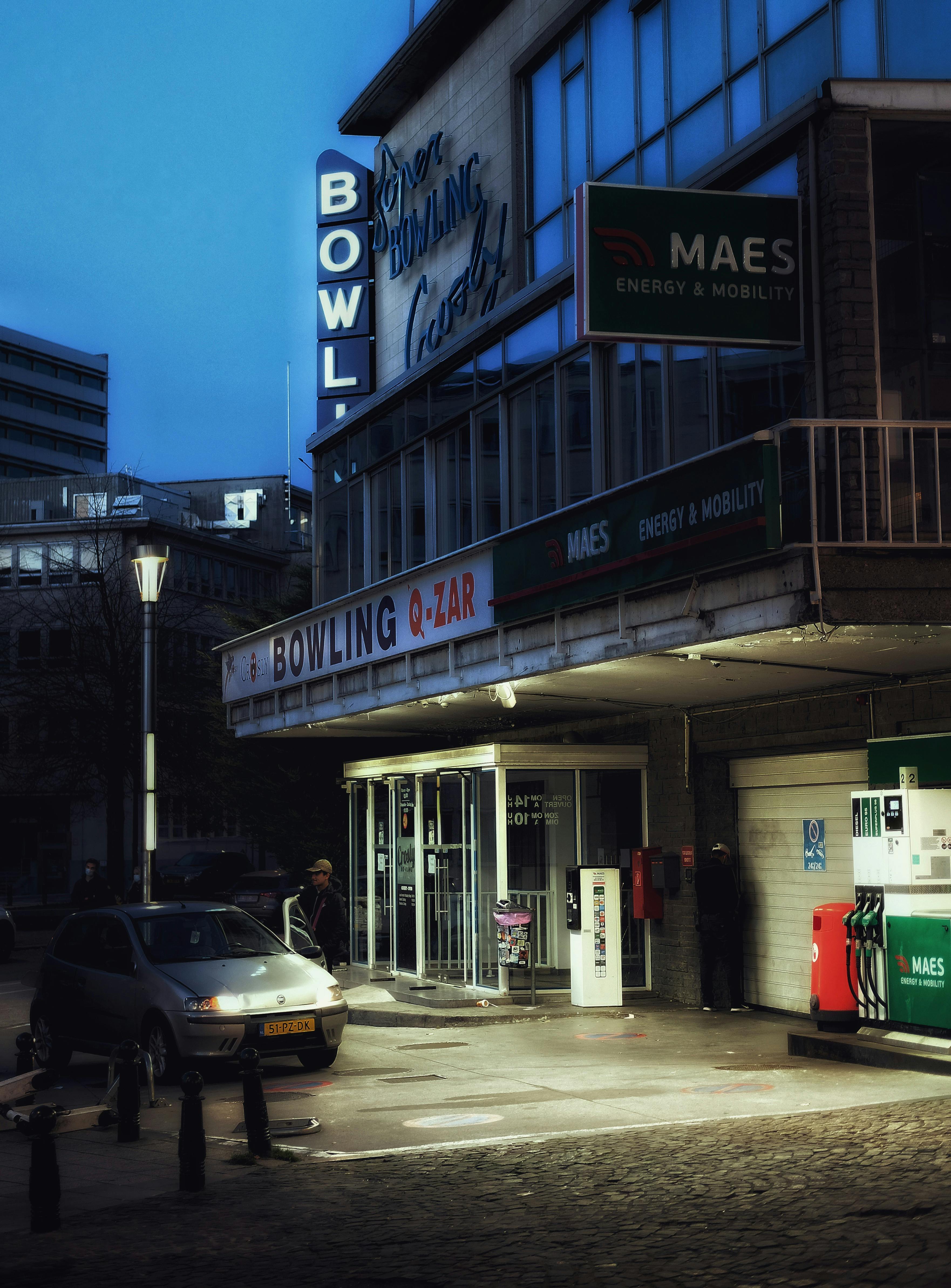 Car Pass Signages Photos, Download The BEST Free Car Pass Signages ...