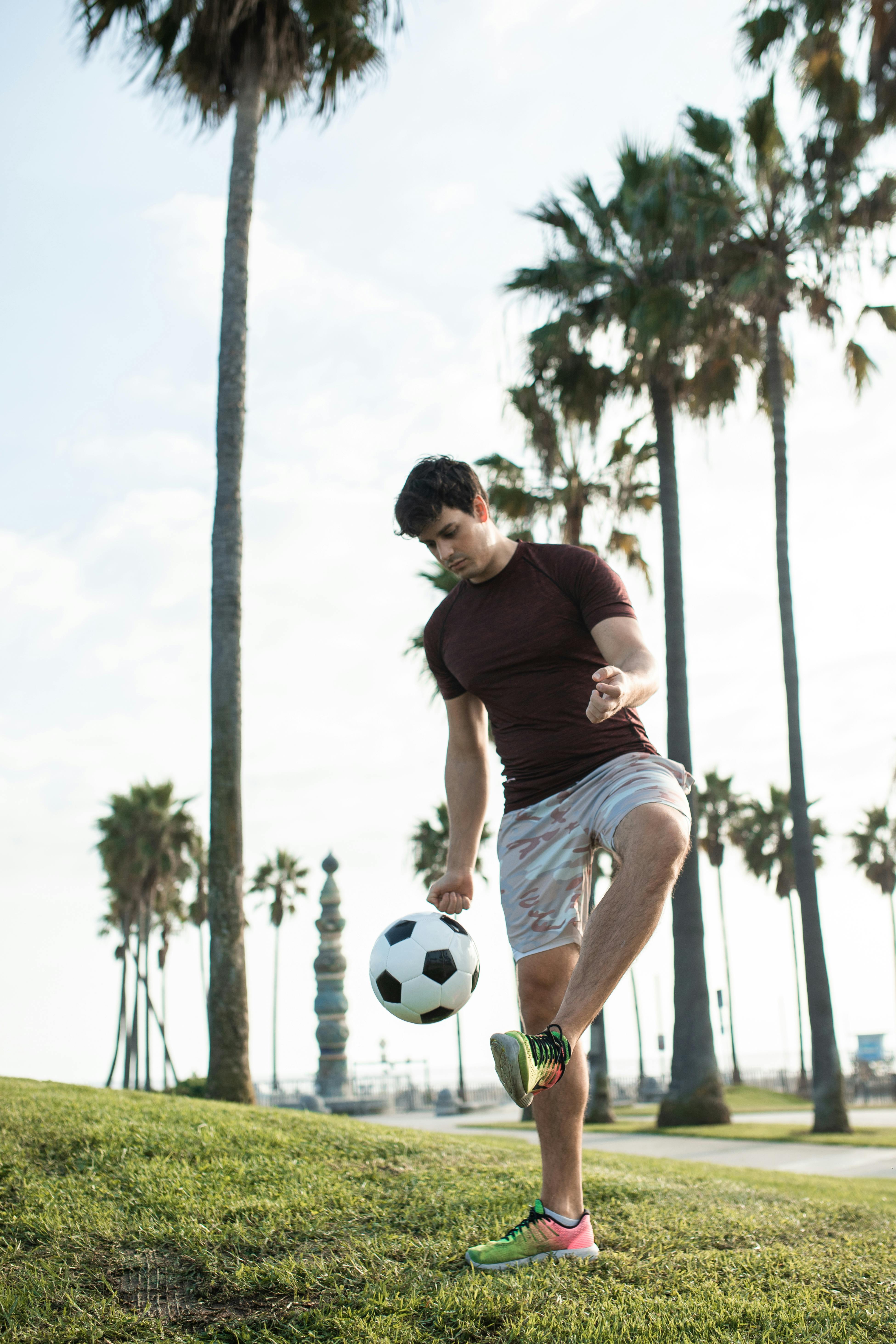 Man Playing Football Photos, Download The BEST Free Man Playing ...