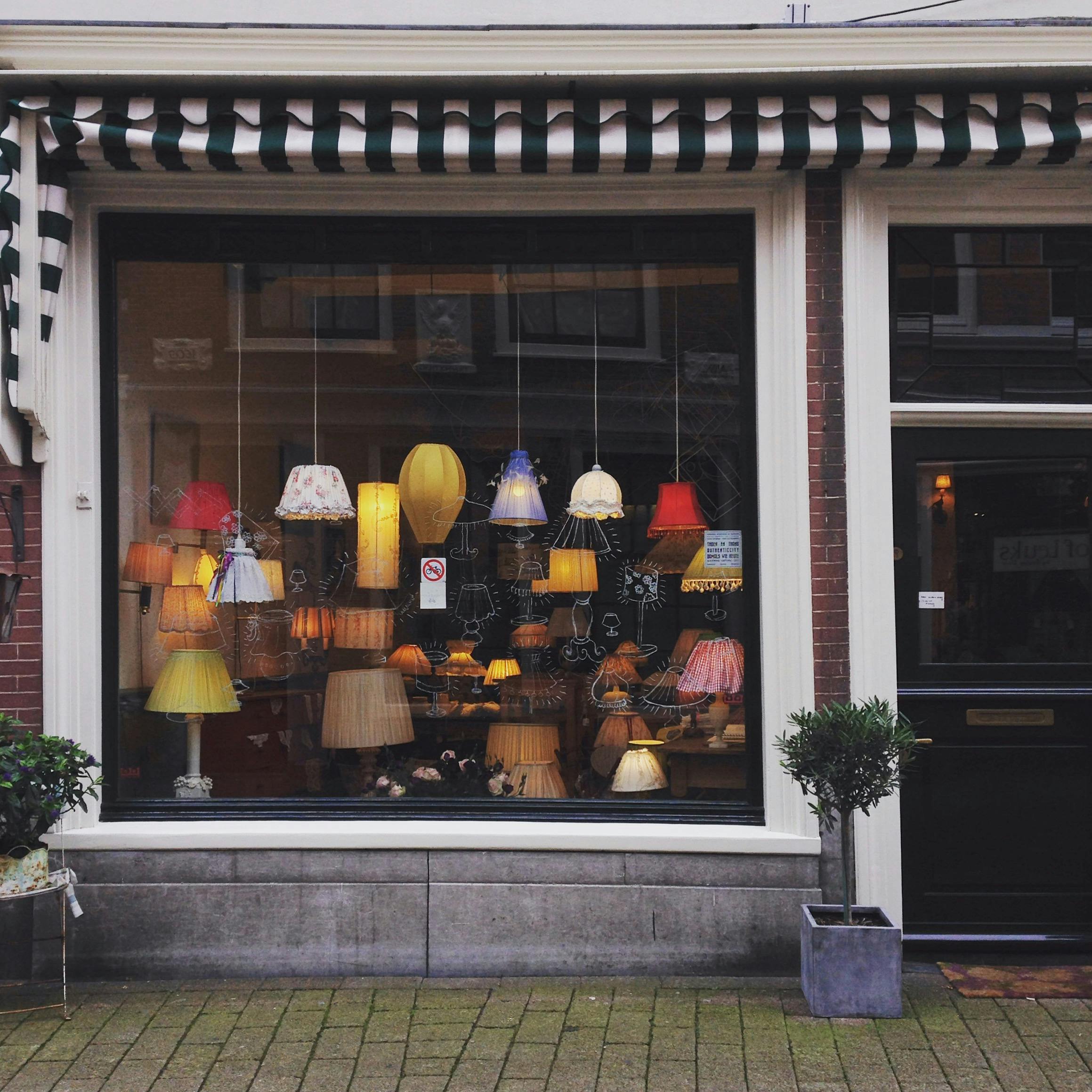 Vintage Store Window Display · Free Stock Photo