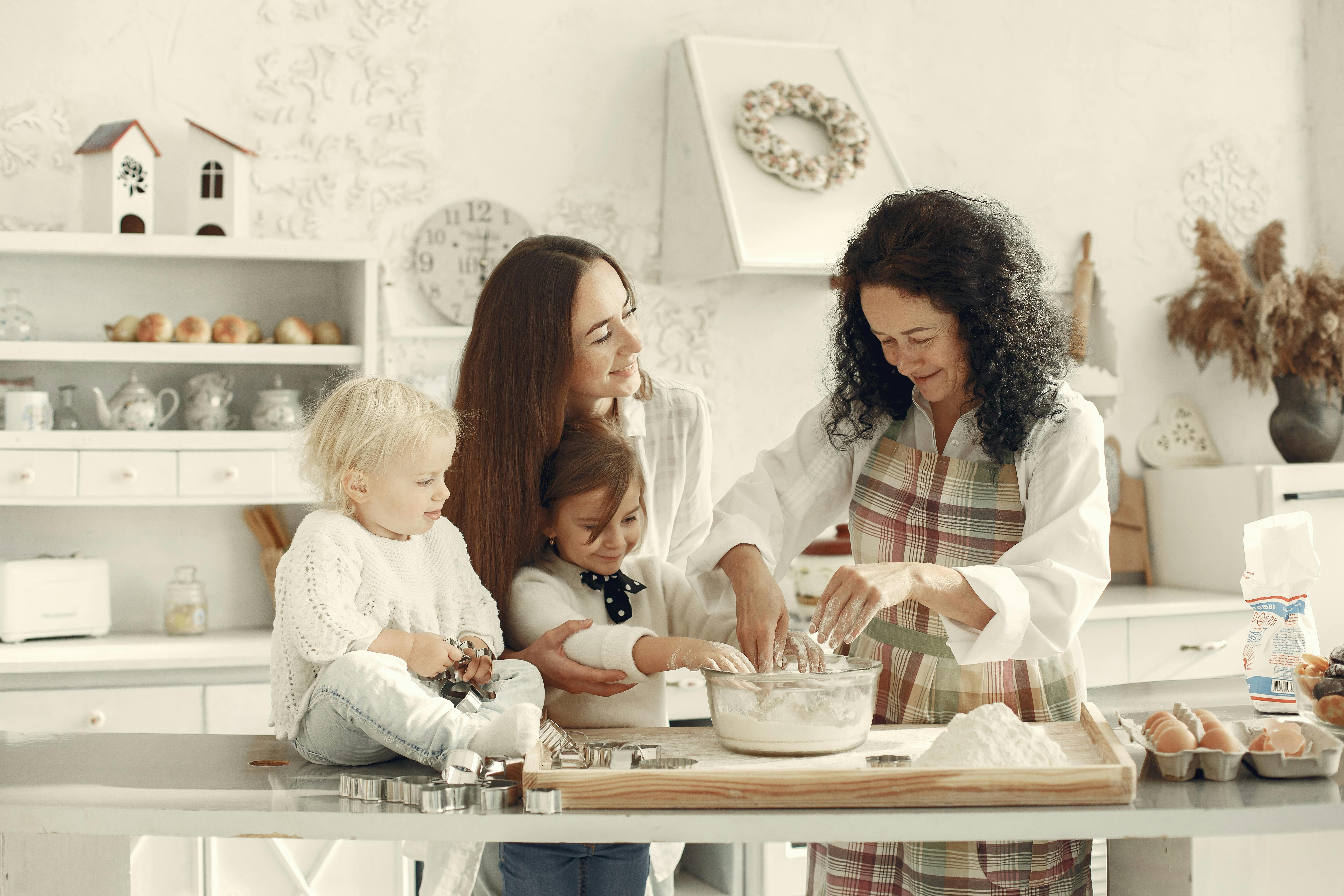 Family in Kitchen · Free Stock Photo