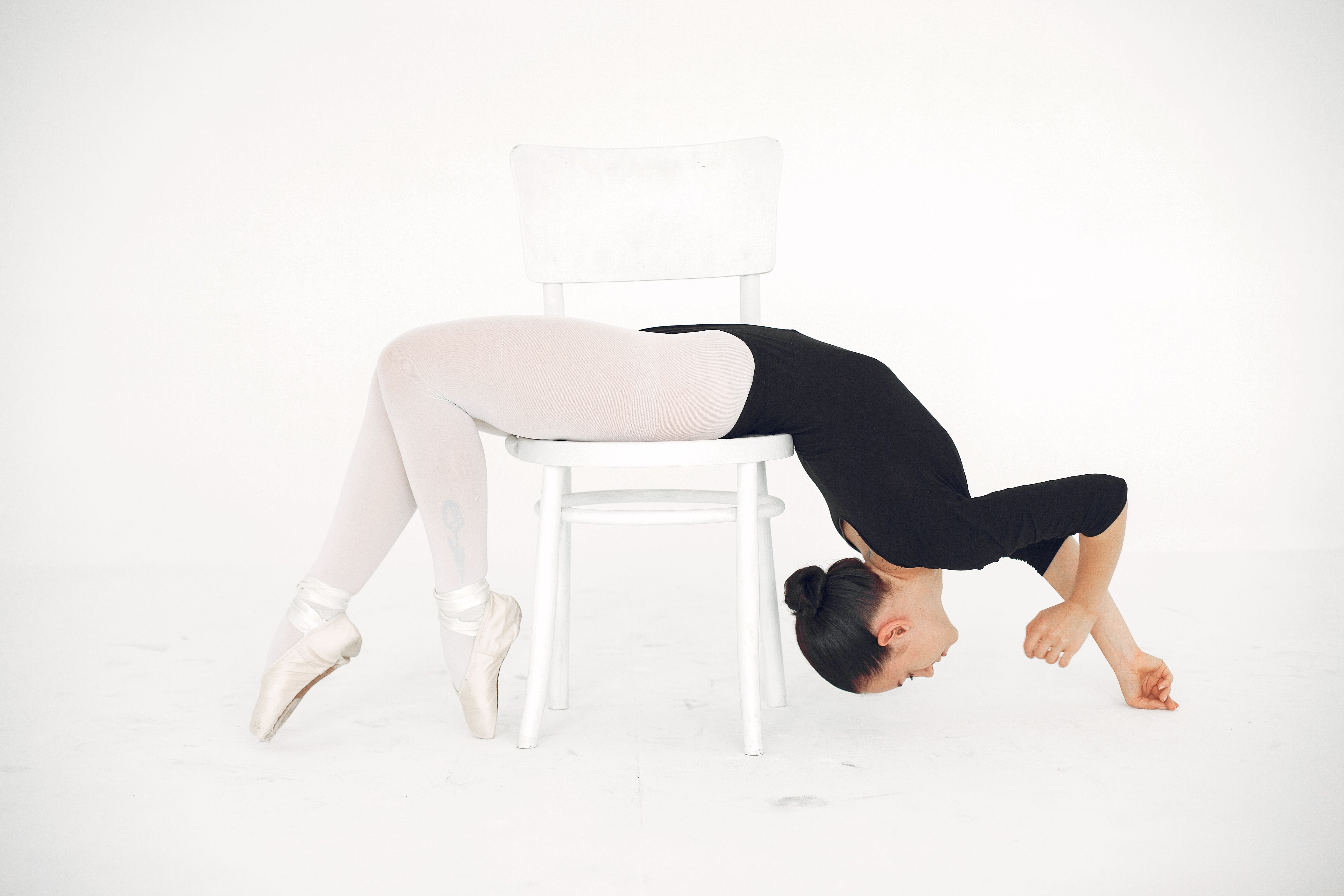 Dancing On Chair Photos, Download The BEST Free Dancing On Chair Stock ...