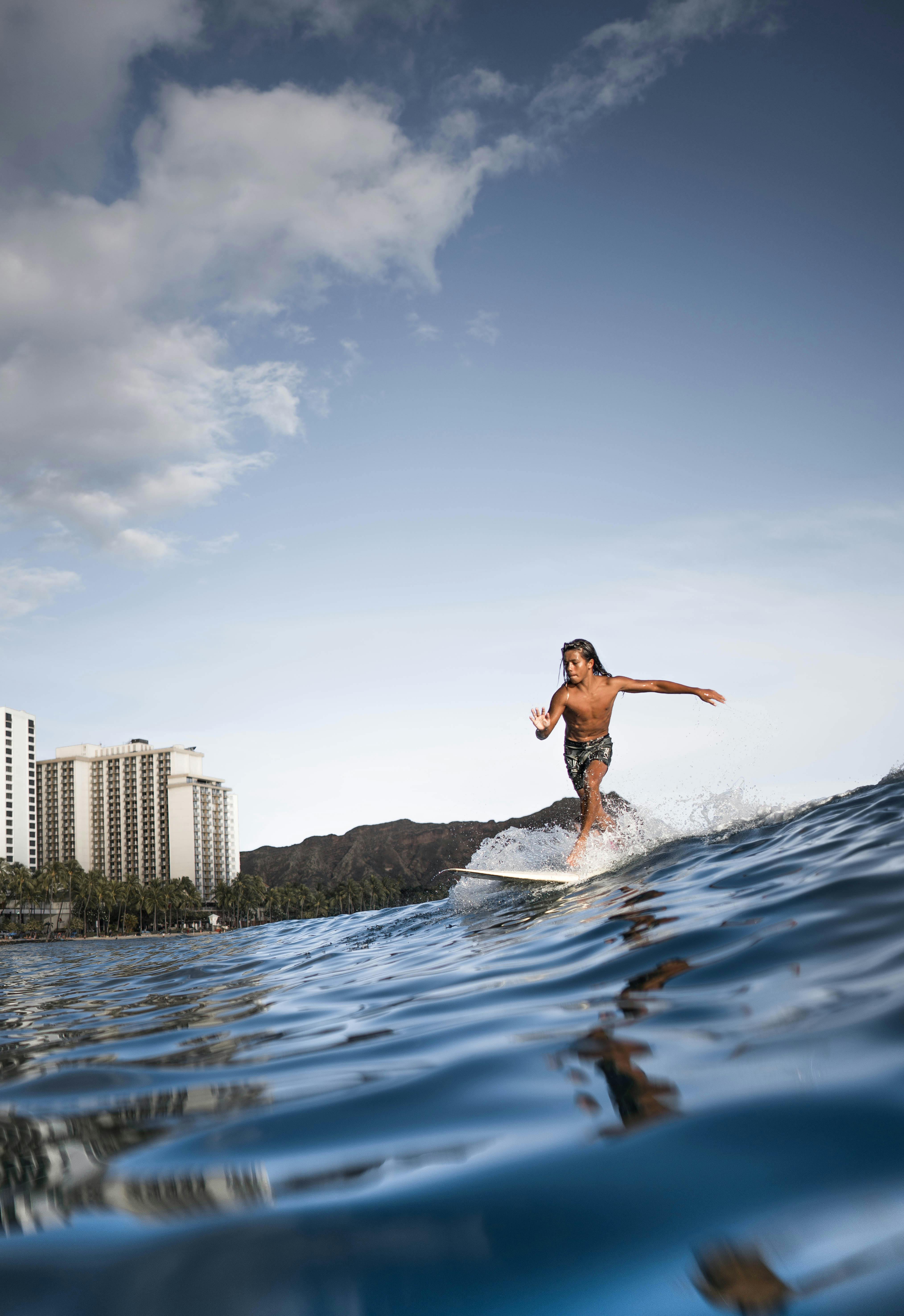 Surf Building Photos, Download The BEST Free Surf Building Stock Photos ...