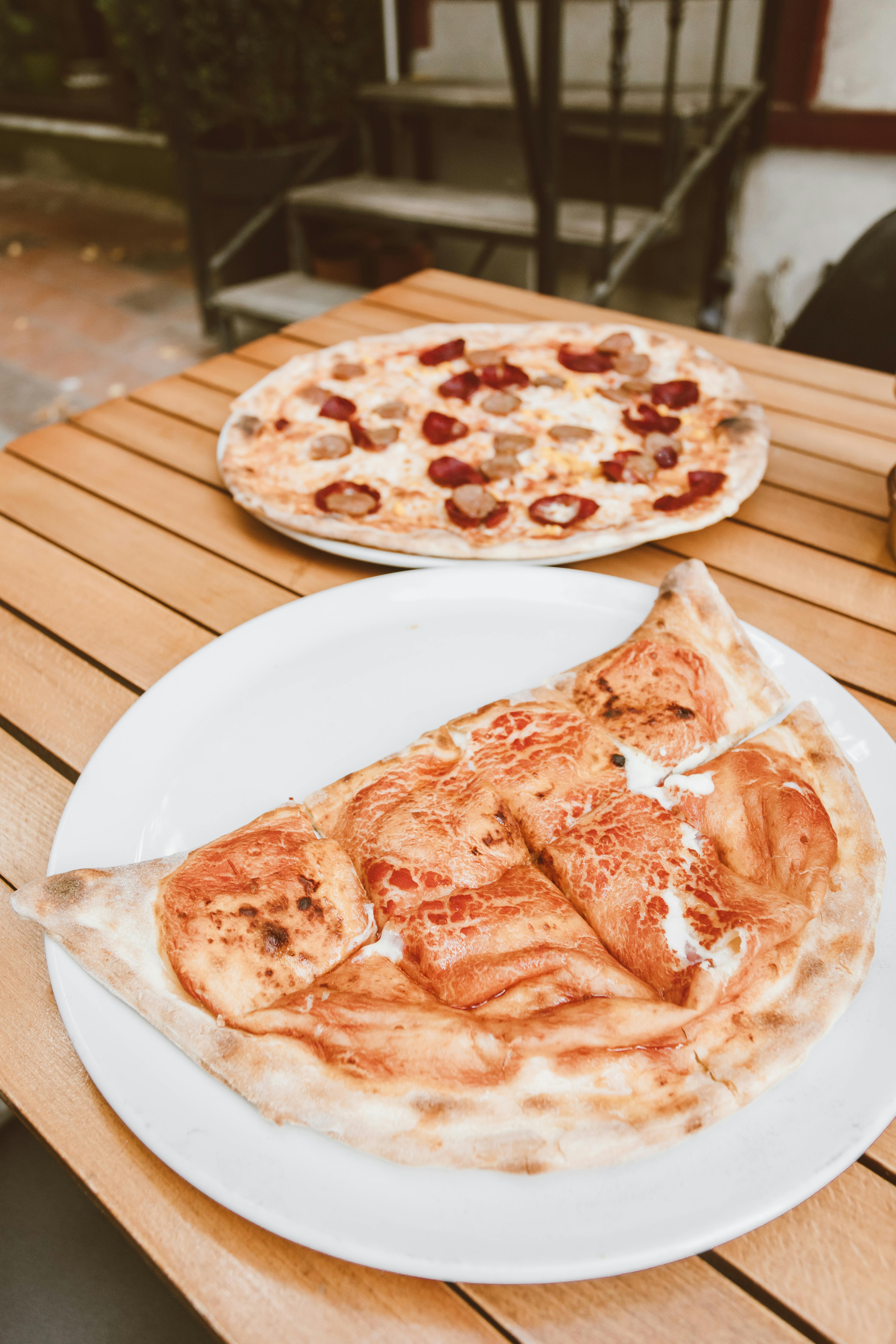 Folded Pizza Photos, Download The BEST Free Folded Pizza Stock Photos ...