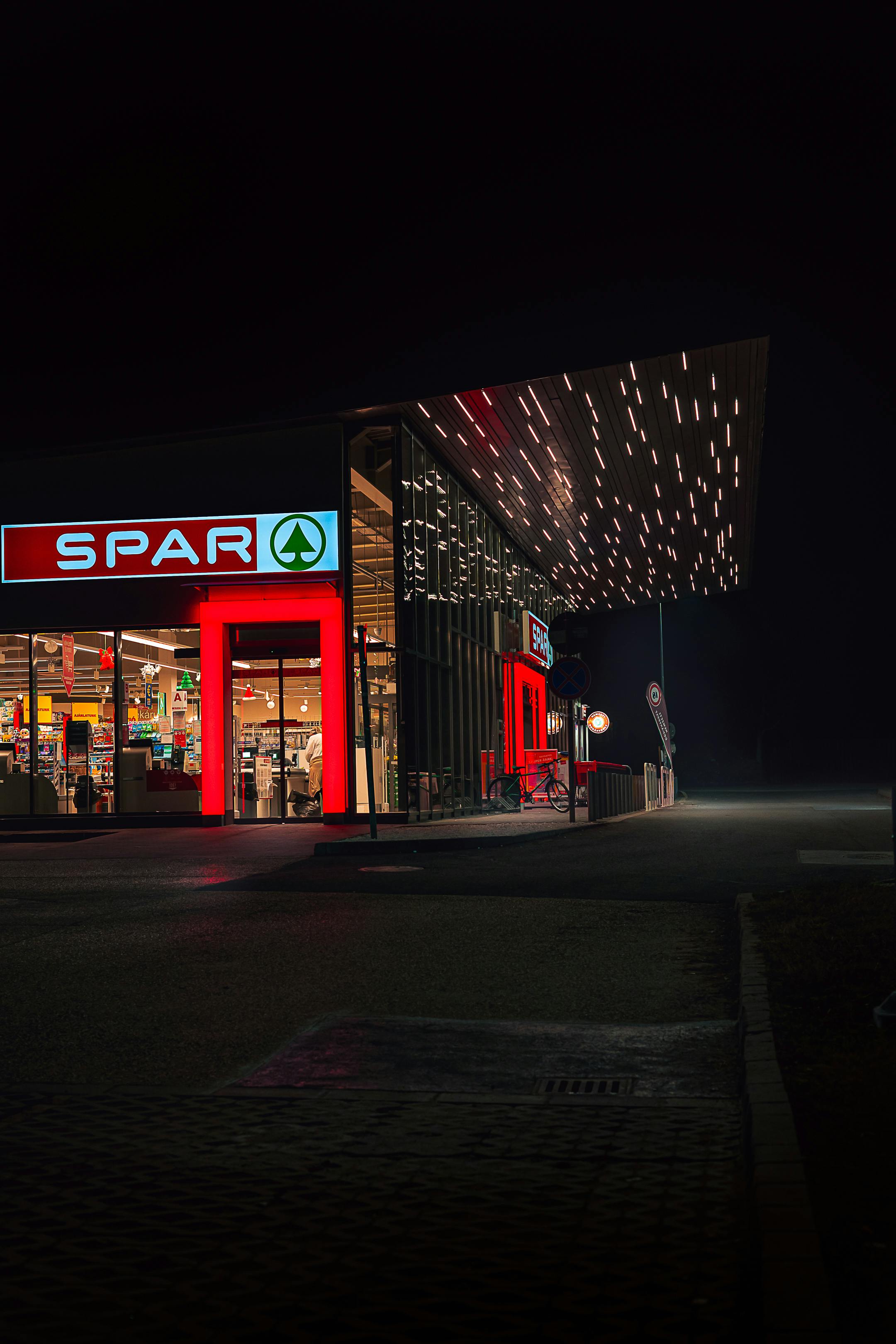 Spar Photos, Download The BEST Free Spar Stock Photos & HD Images