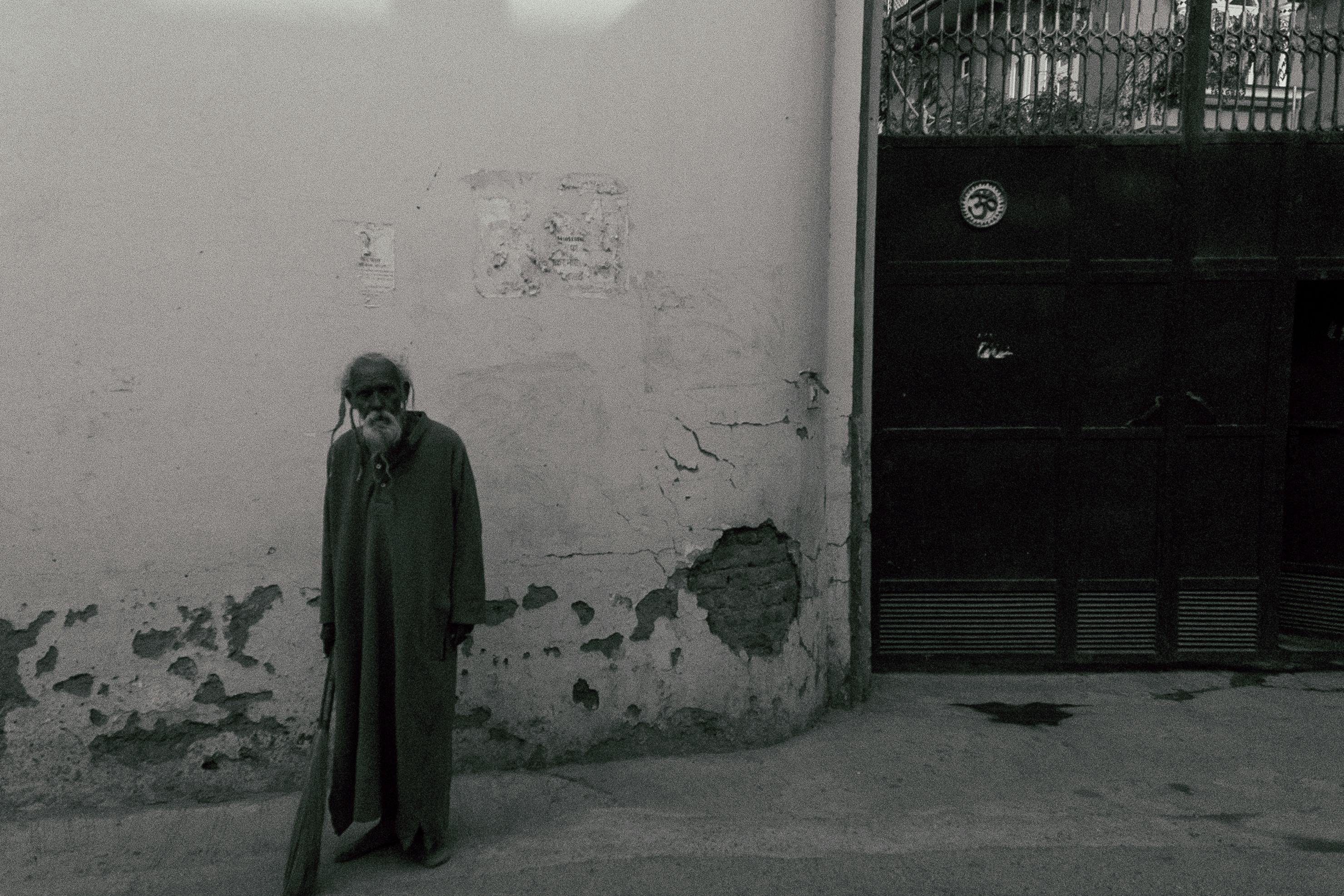 Indian Poor Man Photos, Download The BEST Free Indian Poor Man Stock ...