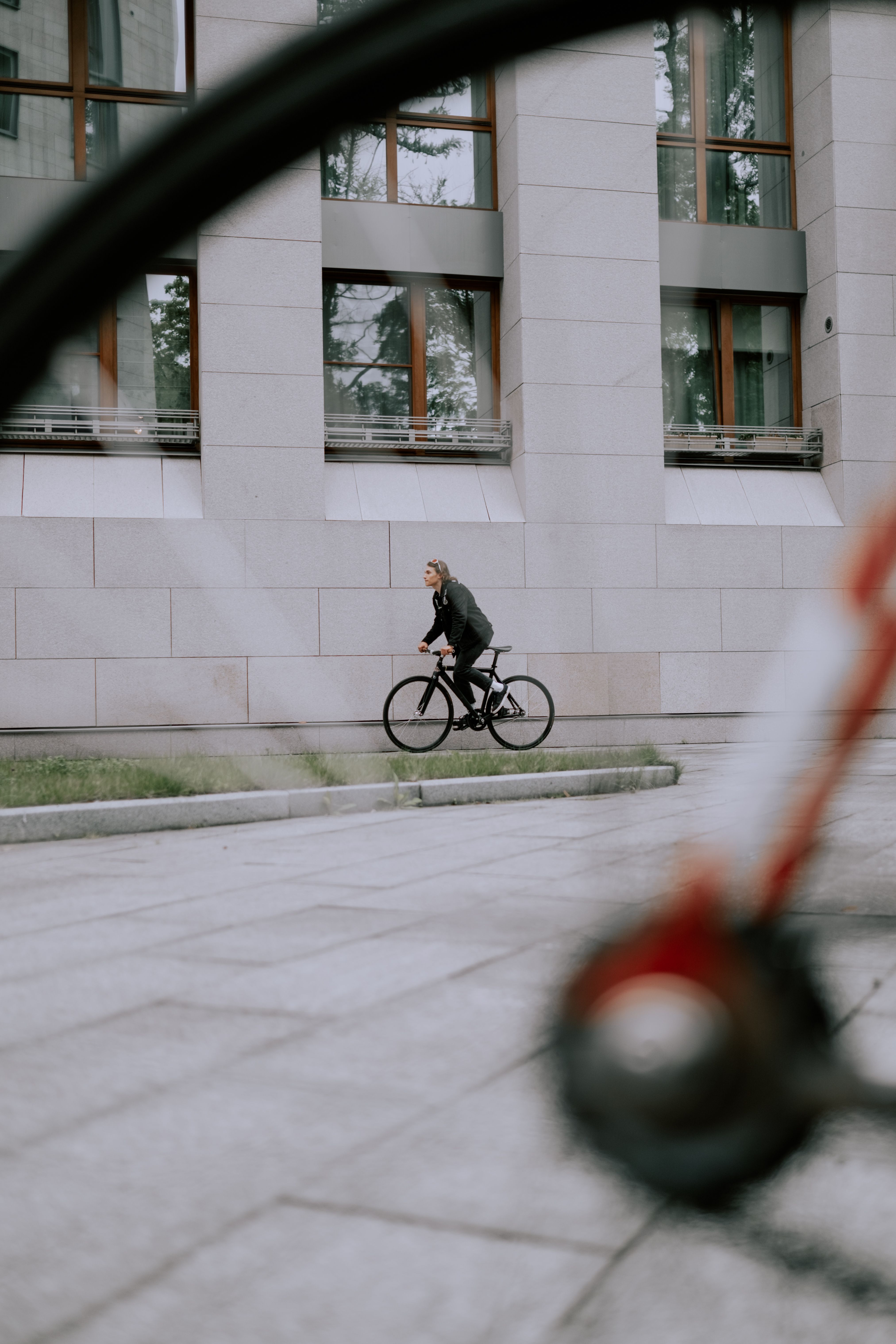 Moving Bike Photos, Download The BEST Free Moving Bike Stock Photos ...