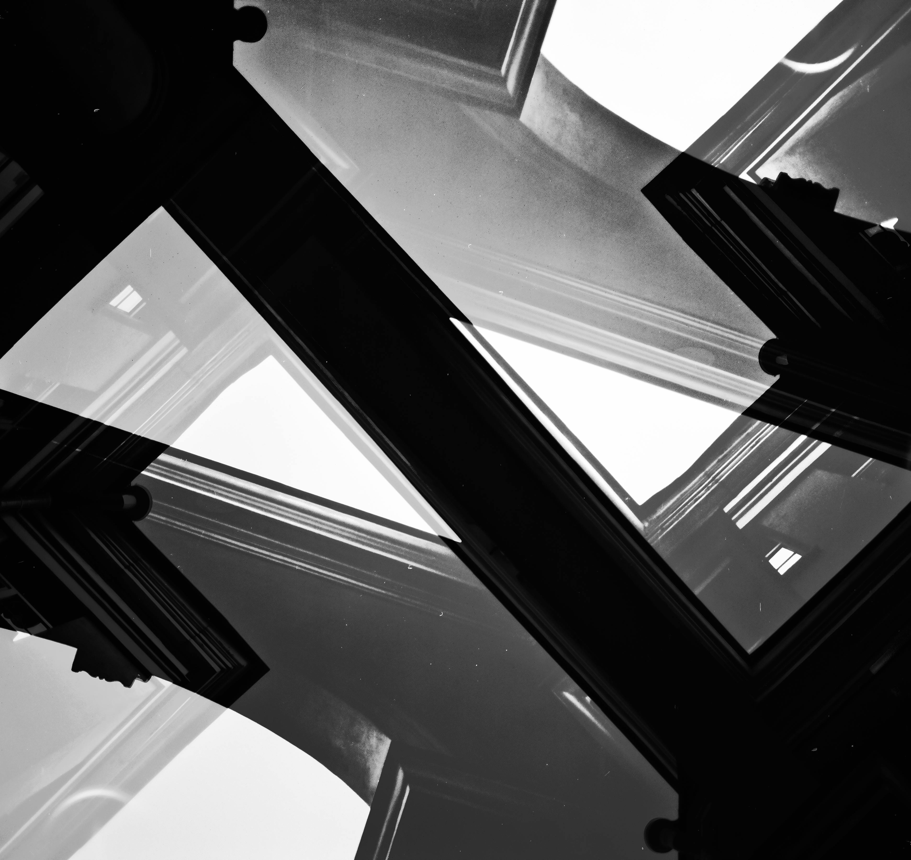 From below of modern twisted ramp gallery · Free Stock Photo